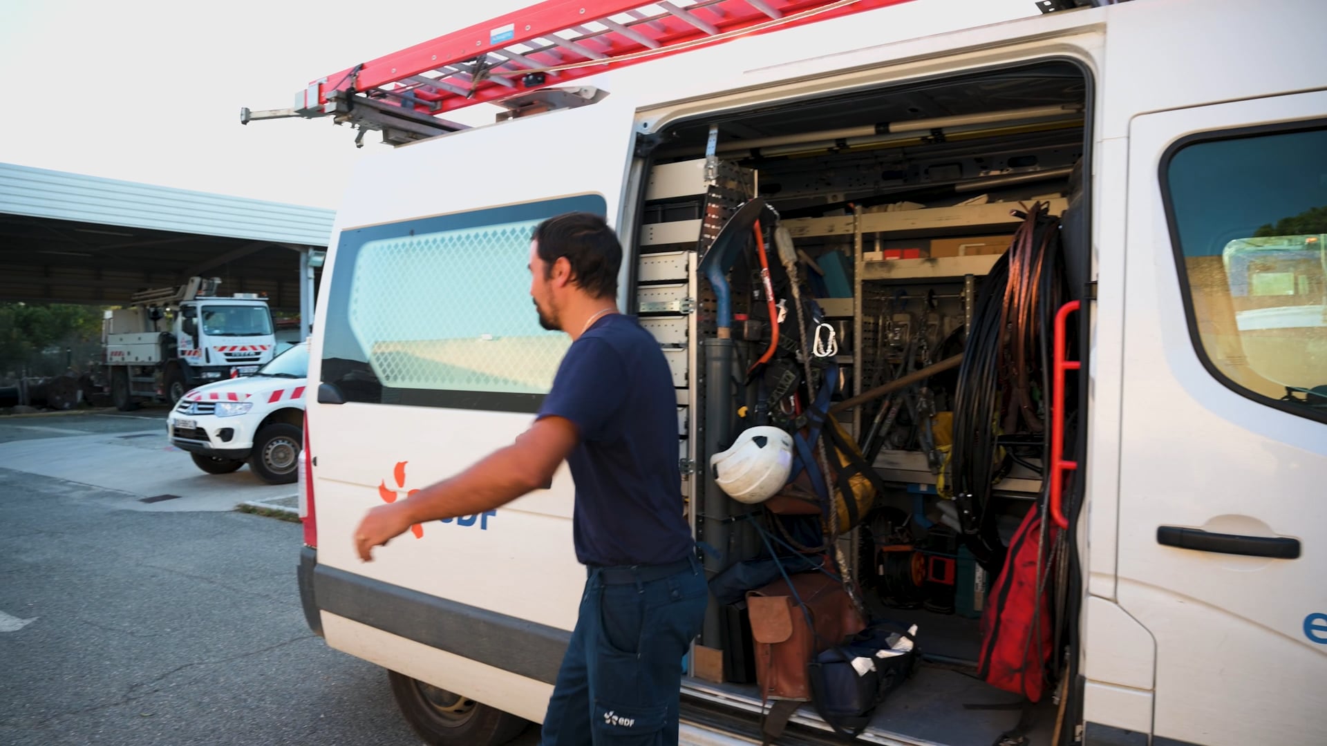 Déploiement de Cinke Evolution Corse - EDF on Vimeo