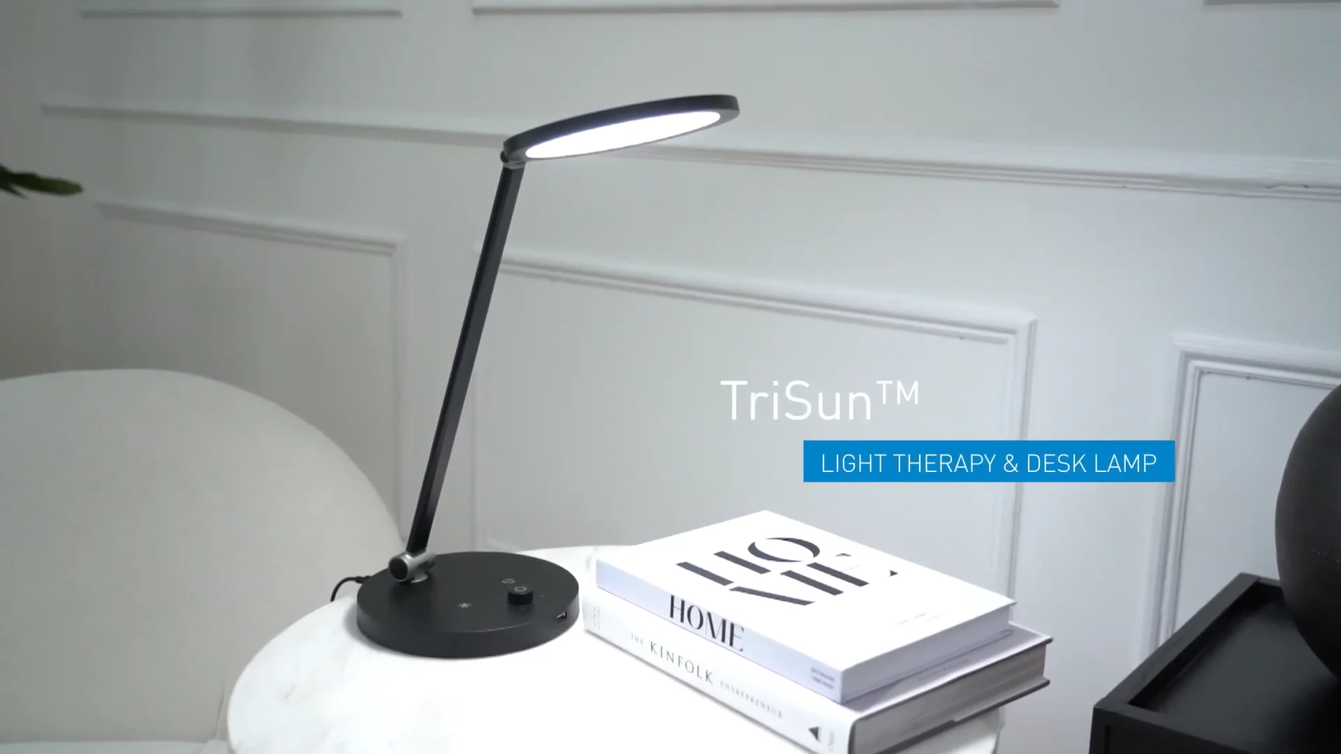 TriSun 2-in-1 Light Therapy & Task Lamp on Vimeo