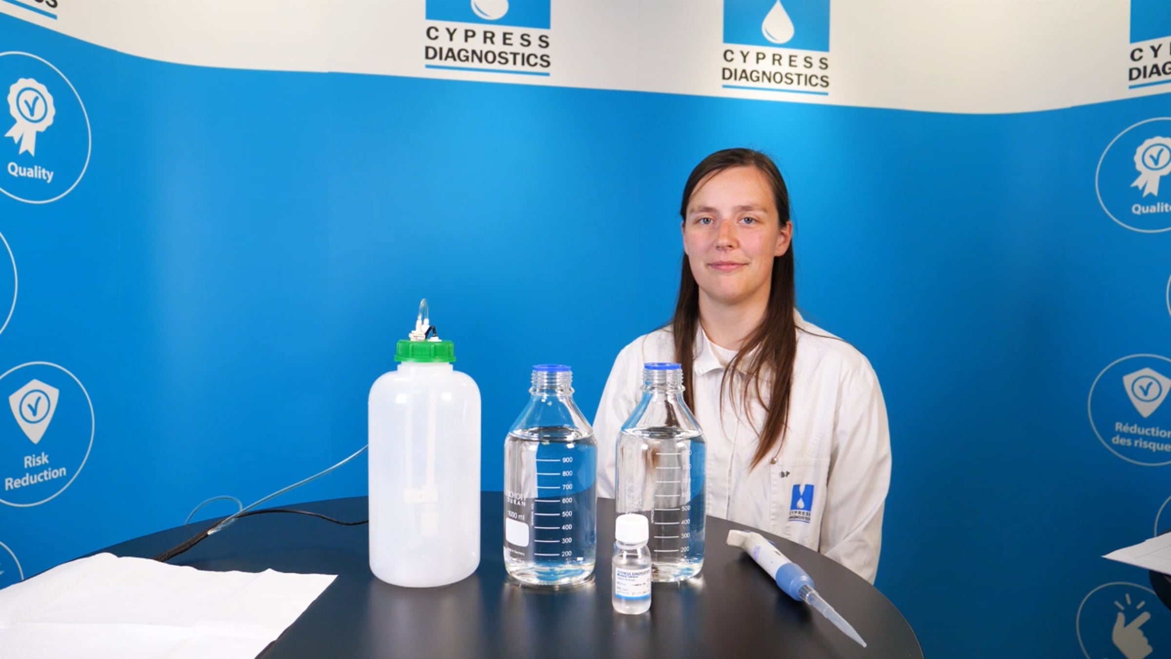 CYANElite 290: How to refill the washing solution bottle?