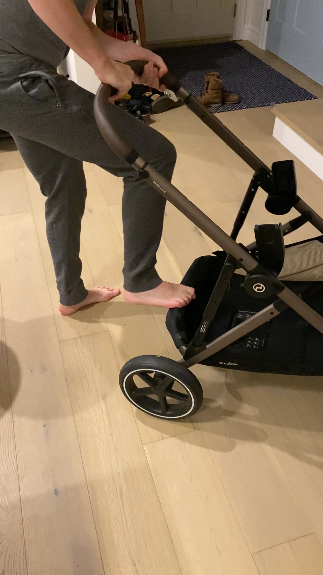 Westjet Stroller Damage on Vimeo