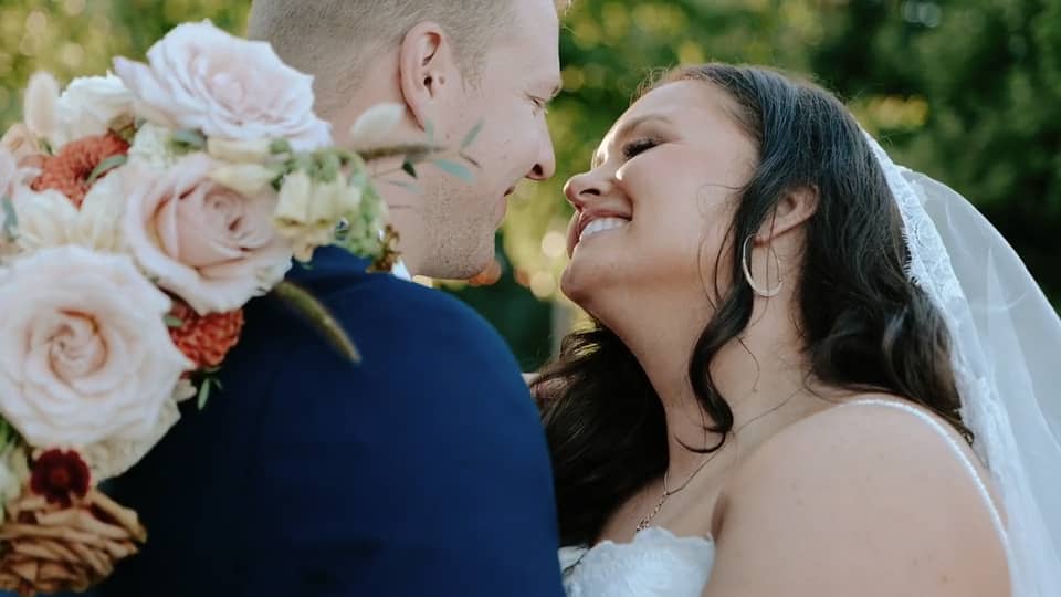 Kristen & Colby - Wedding Movie 2.0.mov on Vimeo