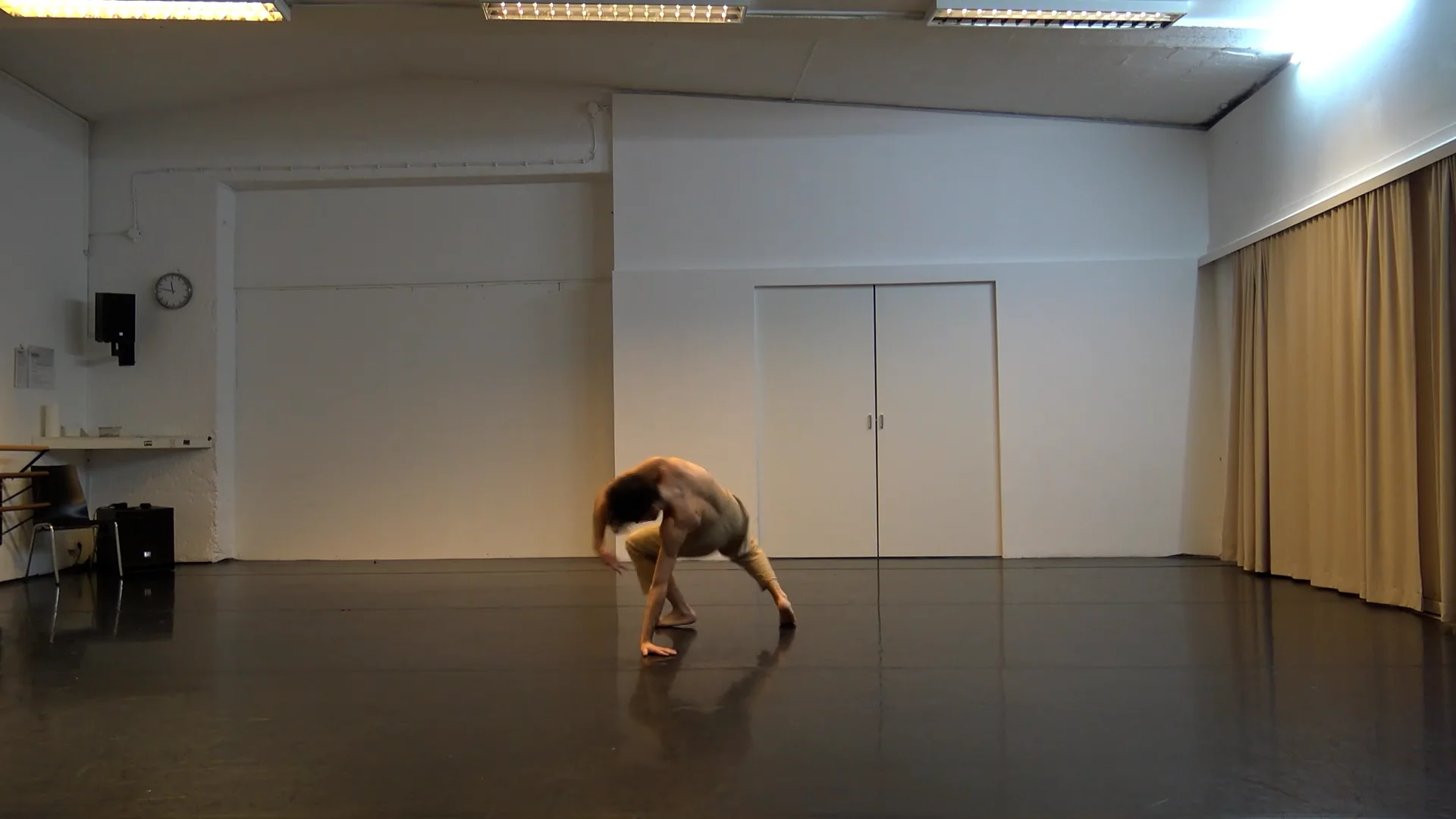 Clement Hamilton - Fly Shadow Fly (Improv) on Vimeo