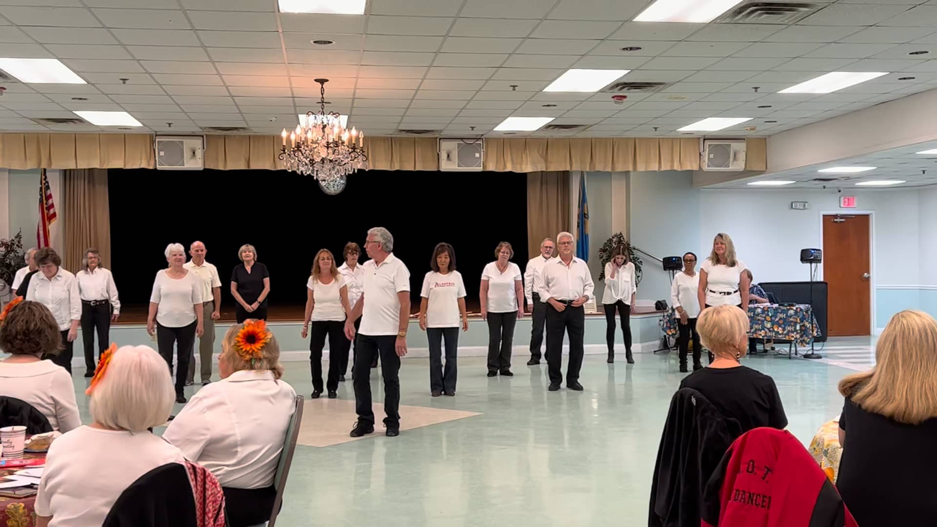 Ken Ellers leading Good to Go line dance at Milford jamboree! on Vimeo