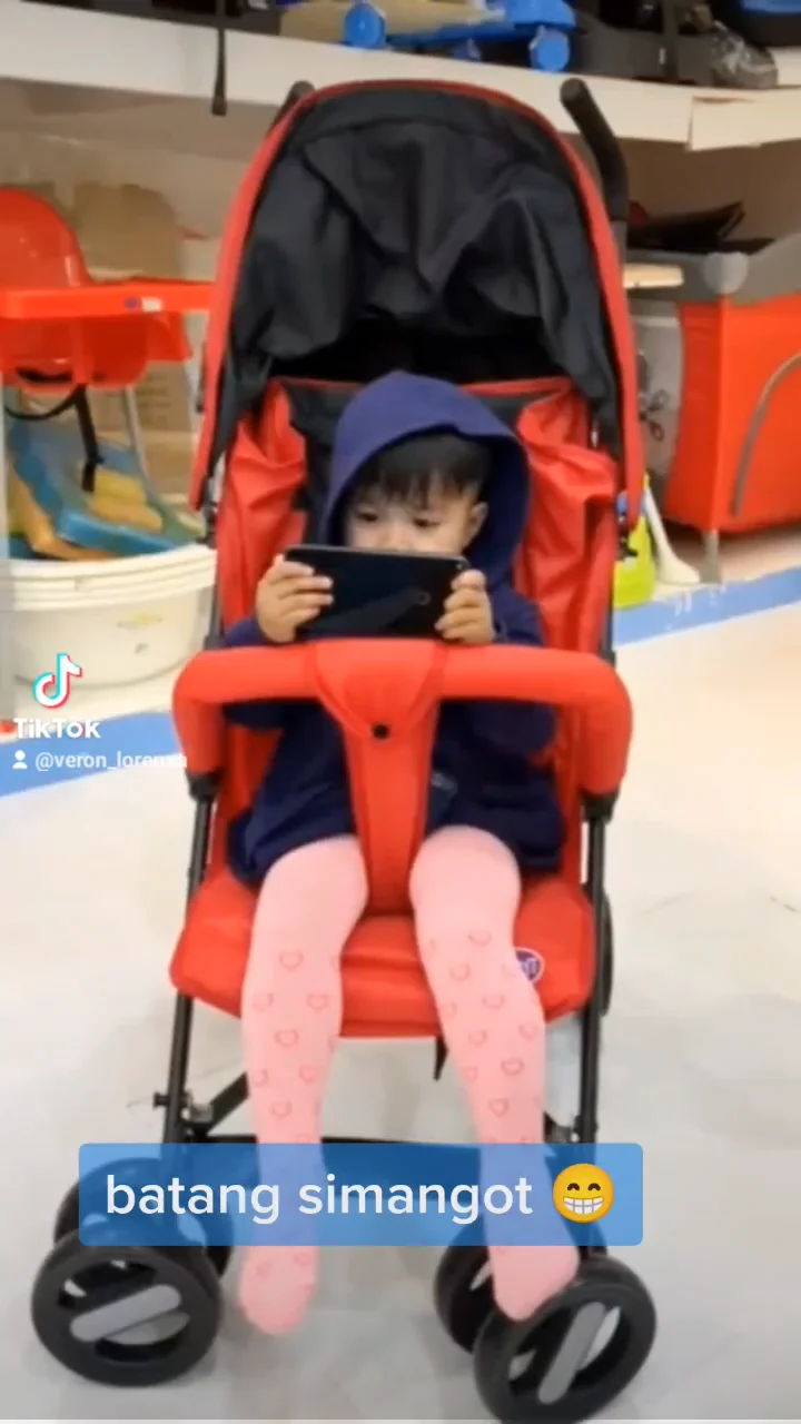 SIMANGOT BABY TODDLER TIKTOK on Vimeo