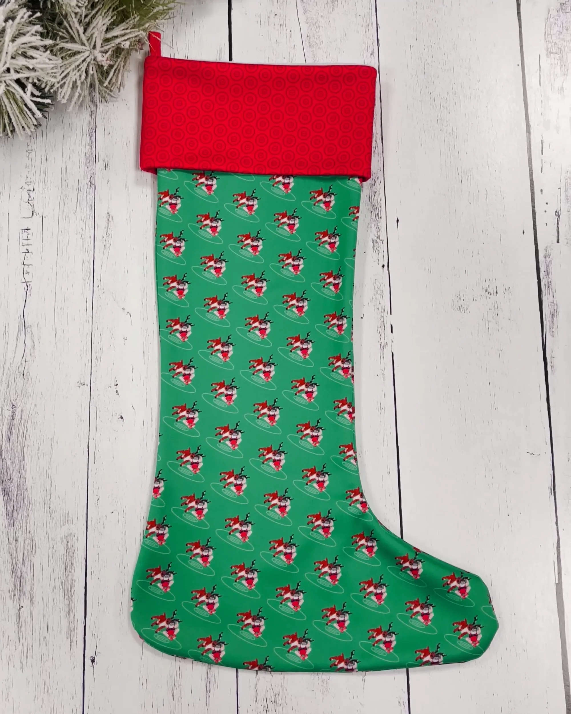 Wrestling Christmas Stockings on Vimeo