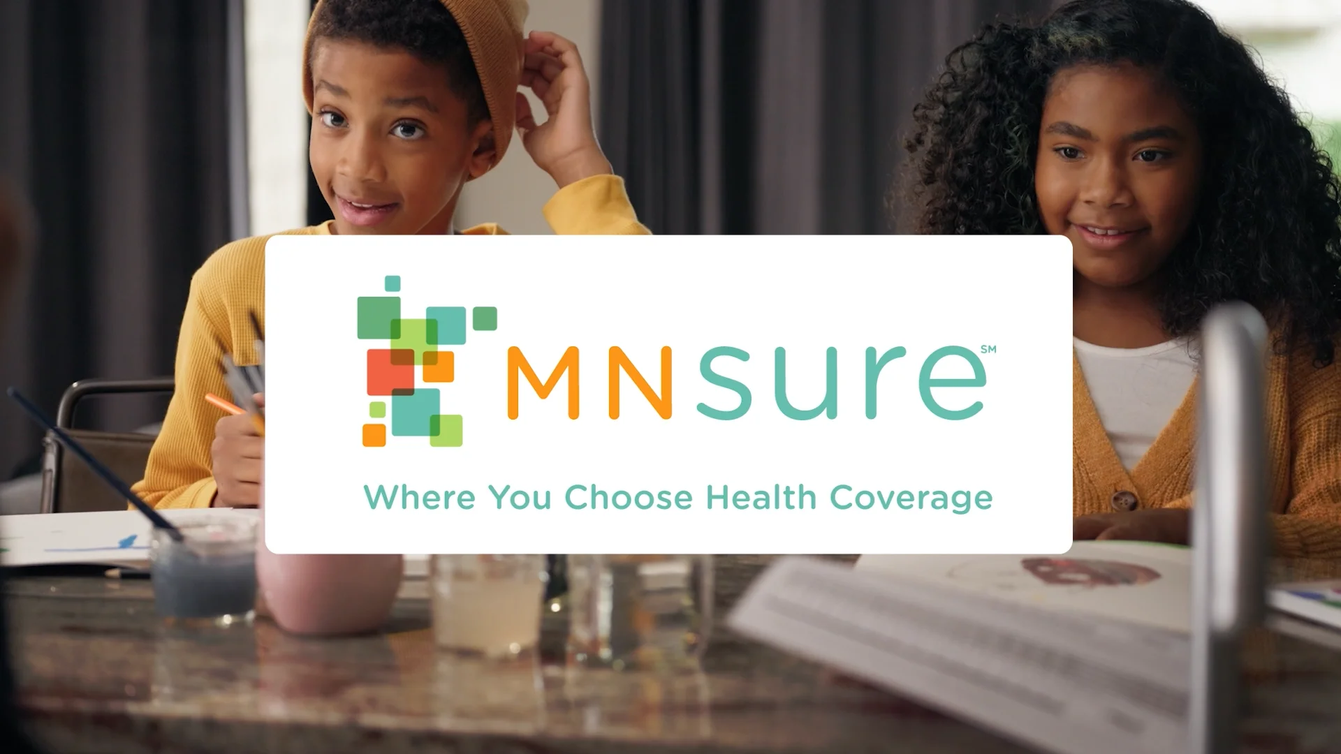 MNSure Ads 2022 (Audio Descriptions) - AD_MNsure Mom and Kids Painting ...