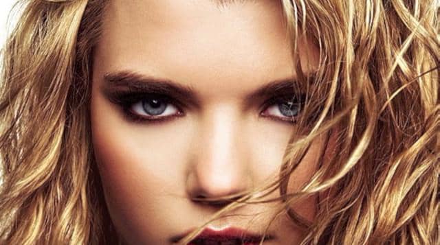 Model's Portfolio on Vimeo