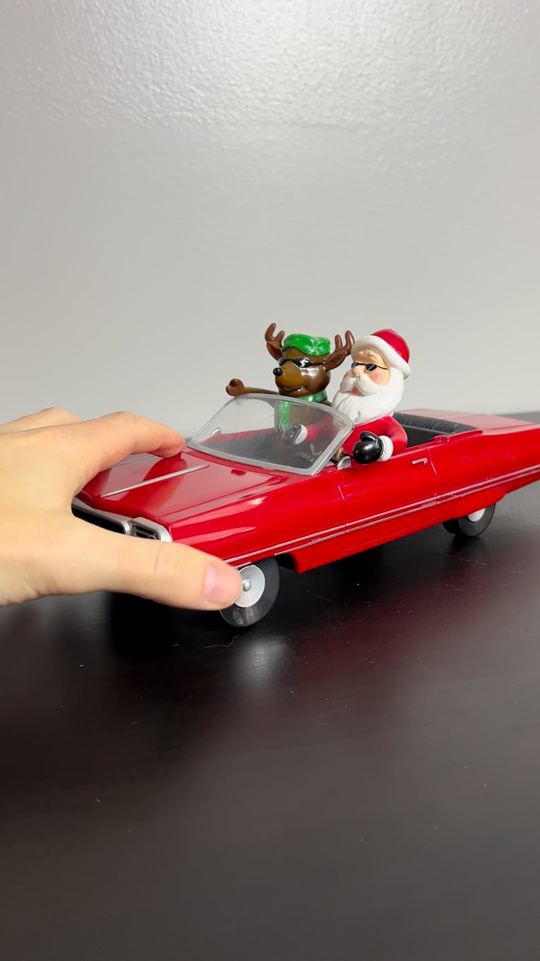 LOWRIDER Santa on Vimeo