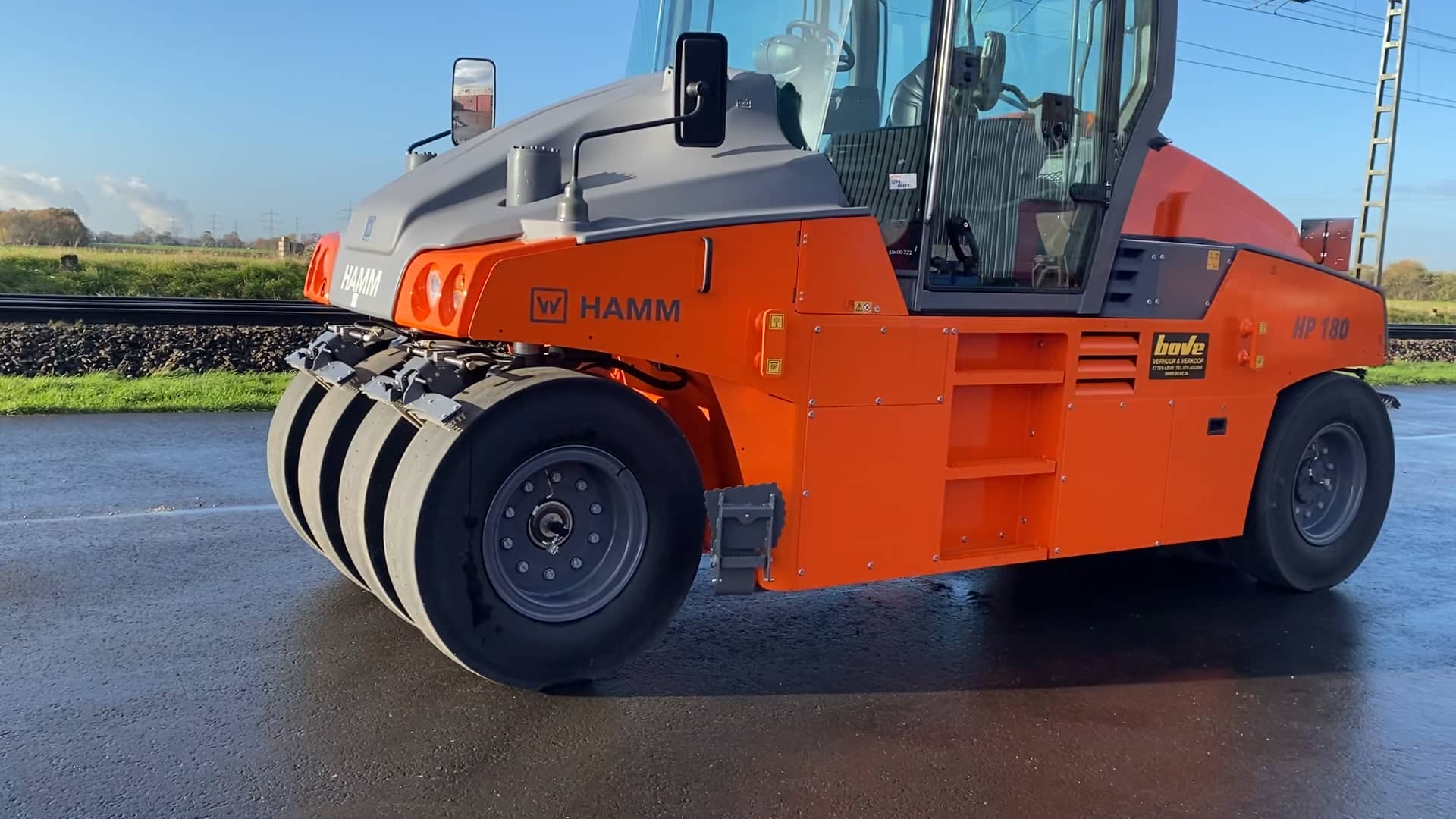 Hamm HP 180 Pneumatic Roller - Dormagen December 22 on Vimeo