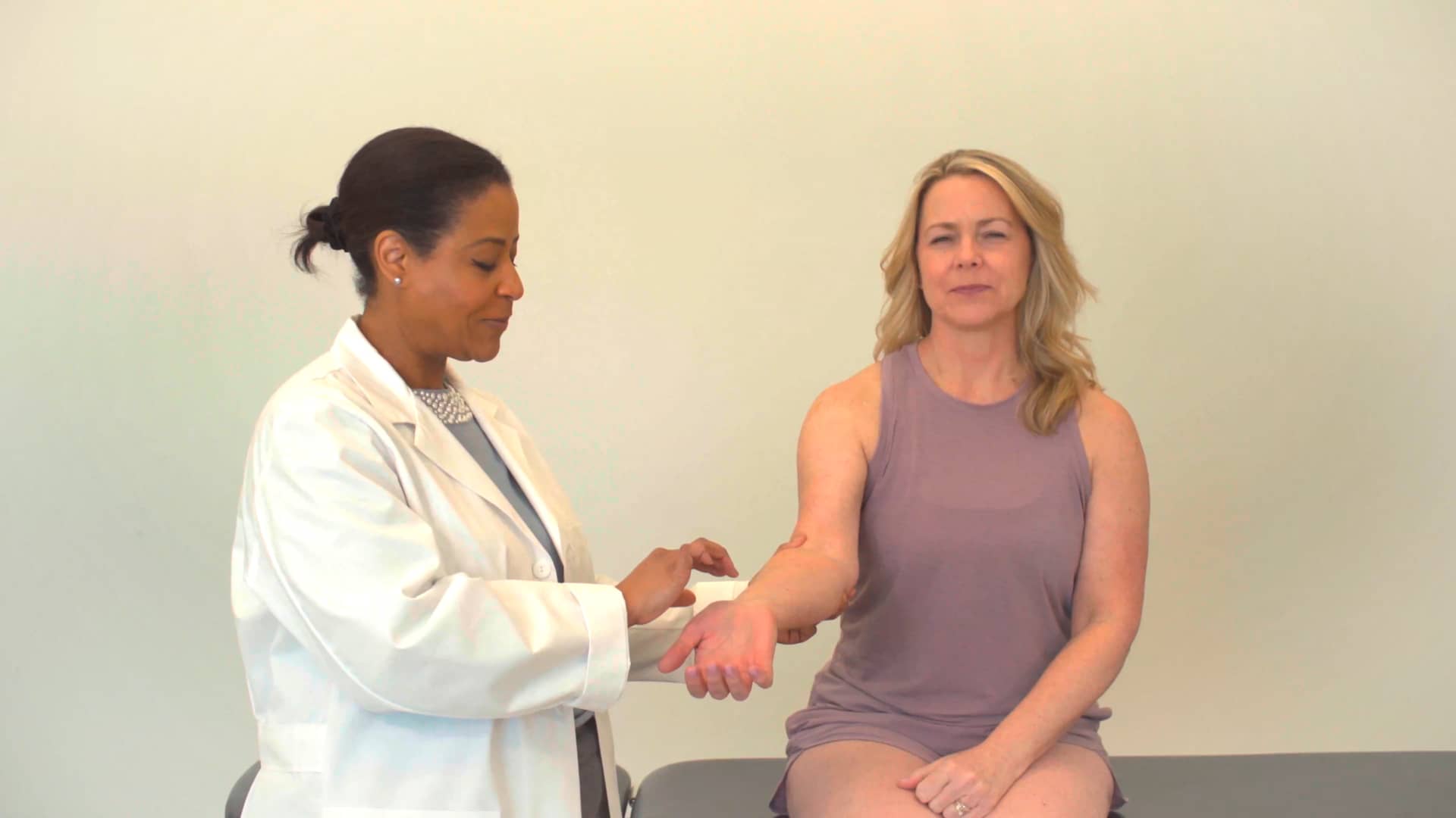 Median nerve compression-Durkan's test- on Vimeo