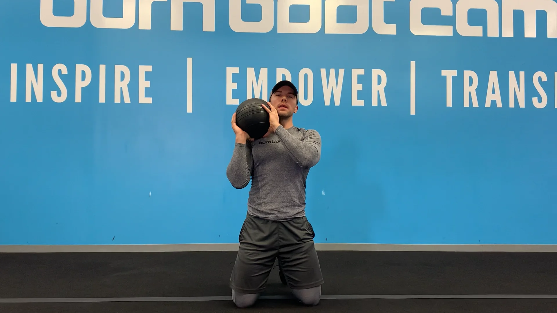 Kneeling Alternating Med Ball Shoulder Press on Vimeo