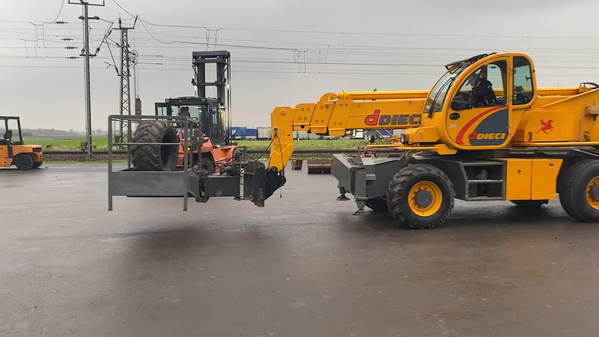 Dieci PEGASUS 45.21 Roto Turbo Telehandler - Dormagen December 22 on Vimeo