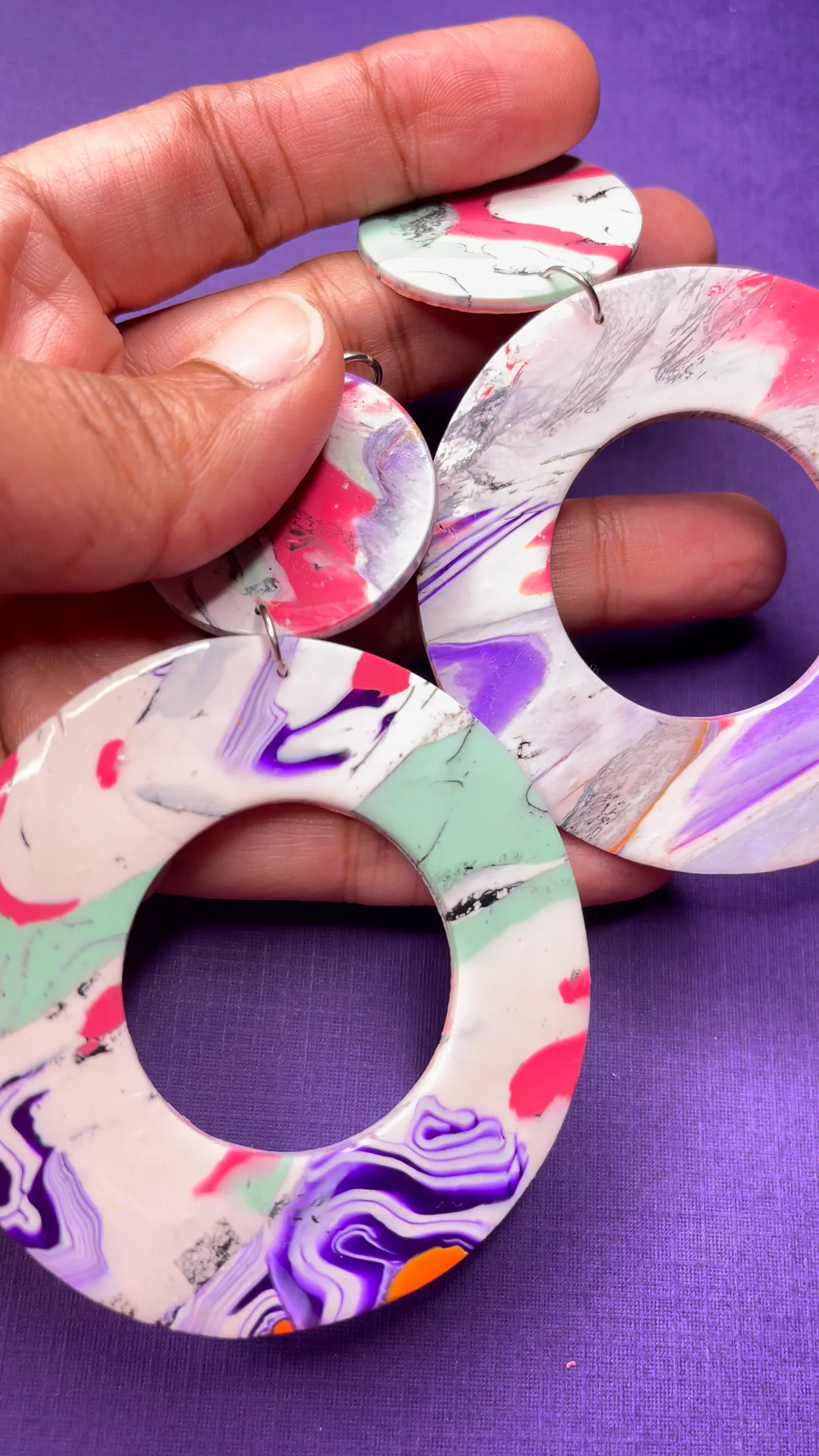 Jules Hoops Whitewashed on Vimeo