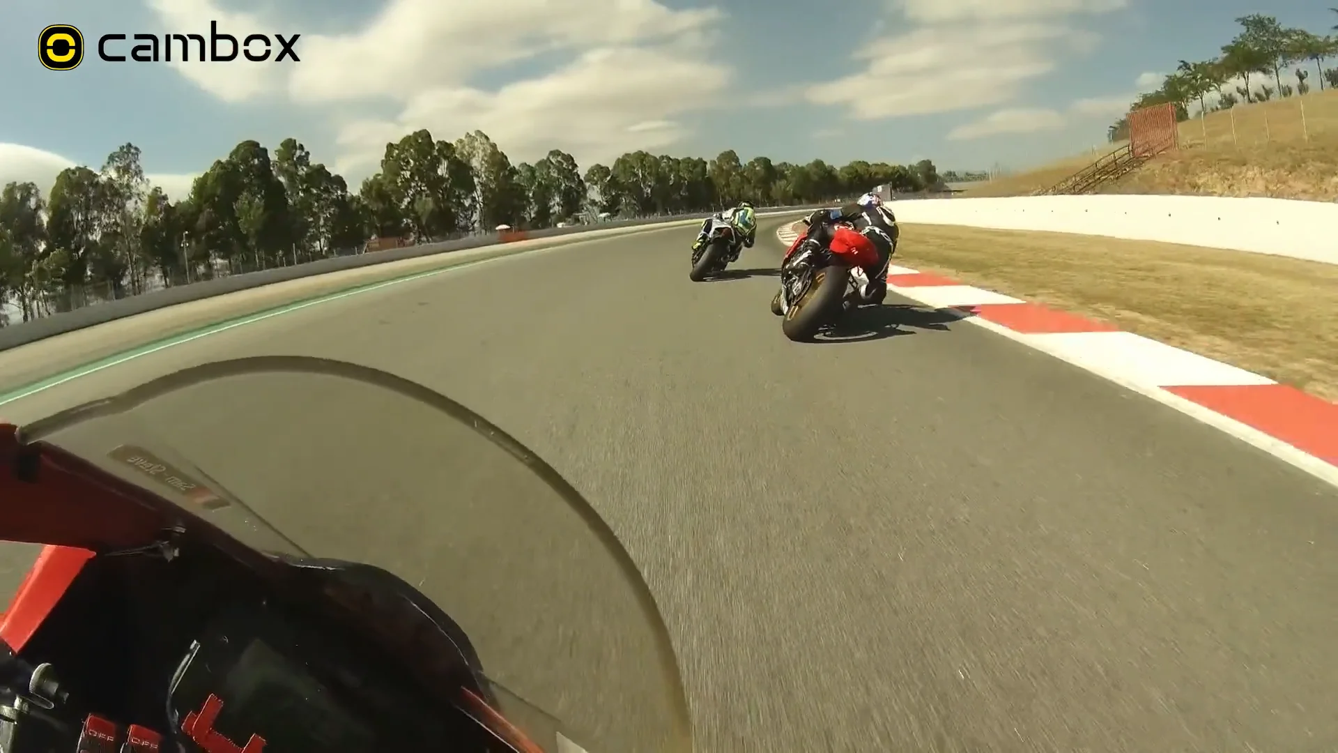 24H Moto Barcelone Cambox V4 Pro on Vimeo