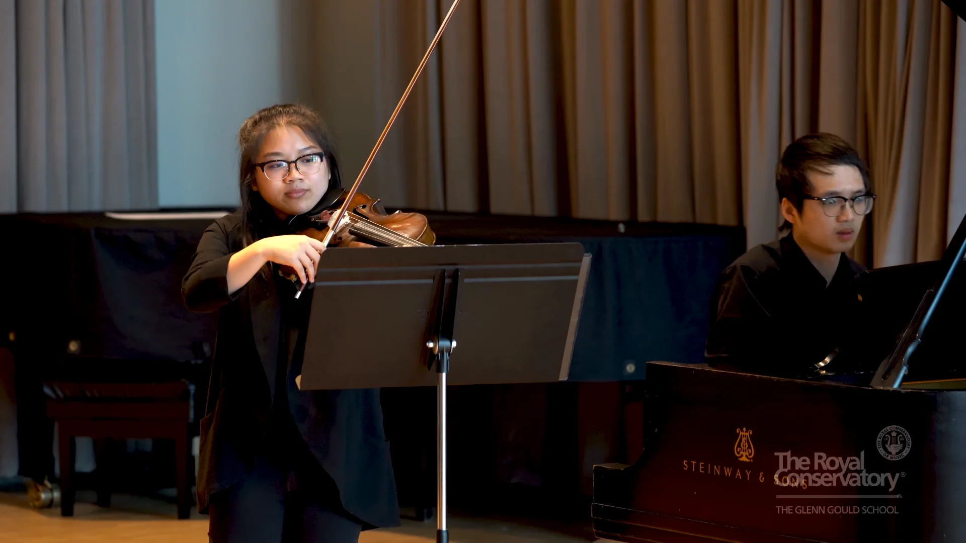 Clara Nguyen-Tran - Viola - Roger Tappings - Masterclass - 02282020