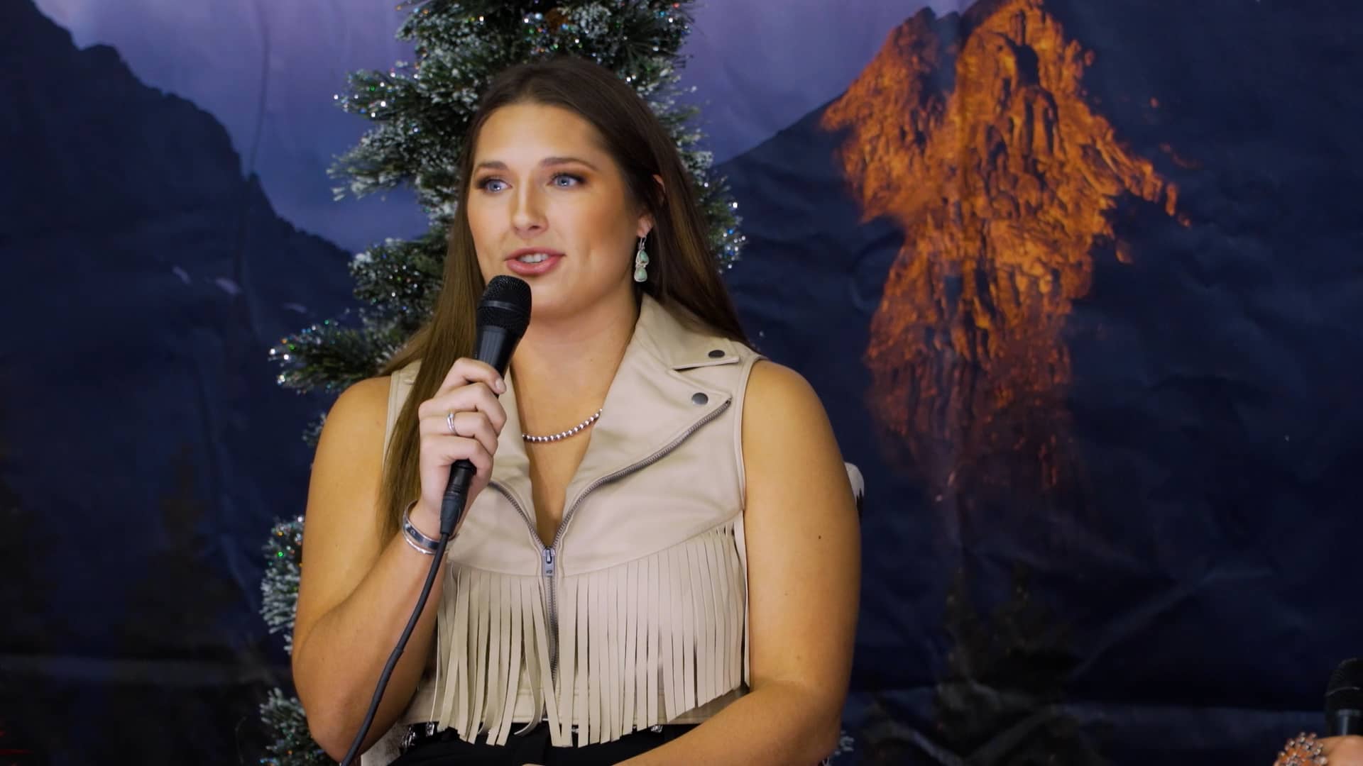 @ag.acknowledged’s Anna Kobza on “Roots Run Deep: Vegas Edition” 2022 ...