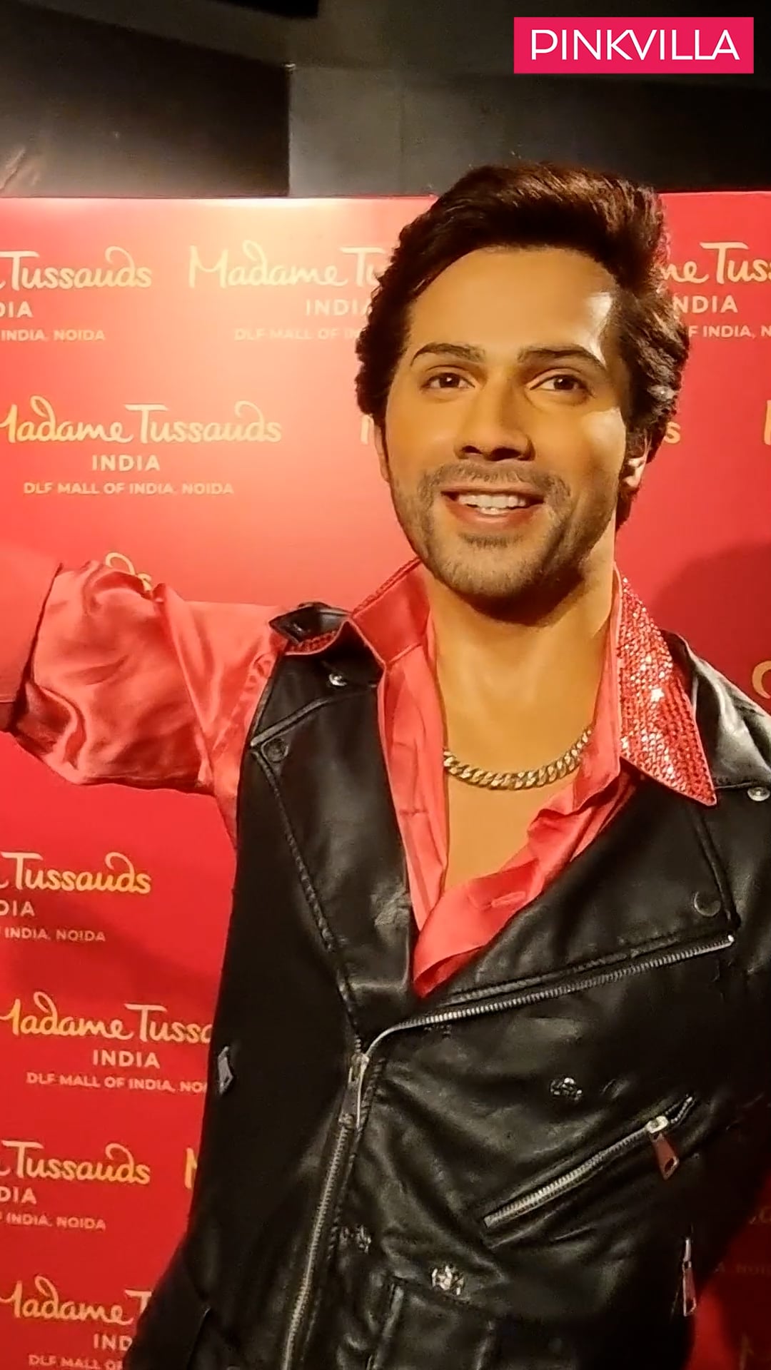 Varun dhawan statue madam tussauds delhi on Vimeo