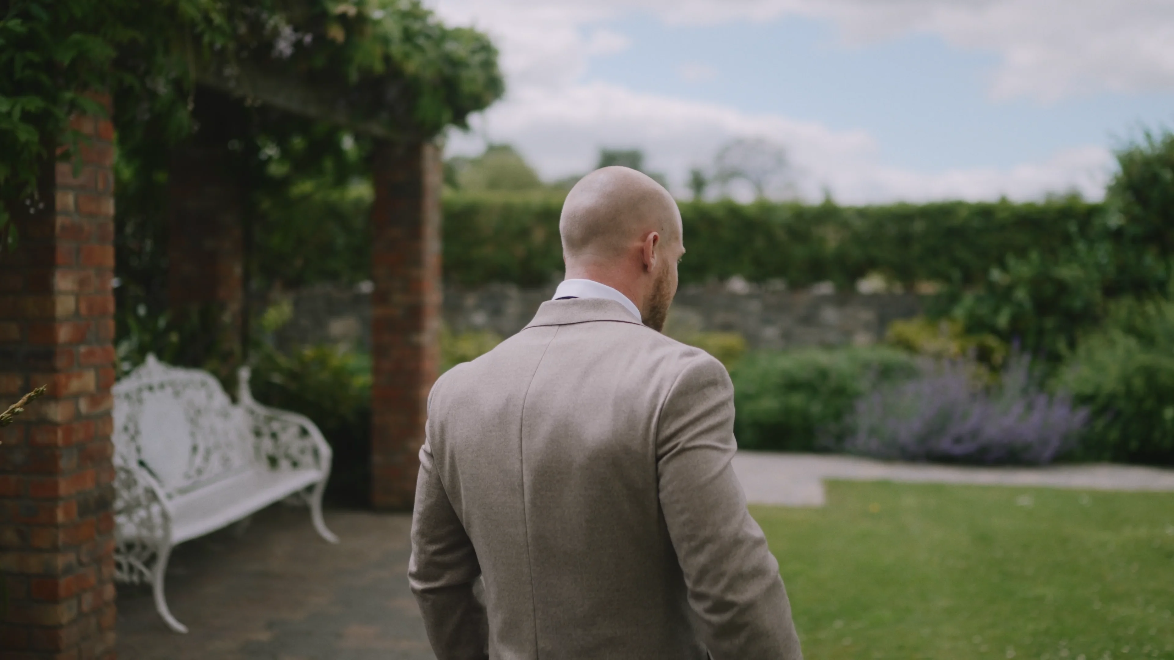 Entry #3336 | Category #515 on Vimeo