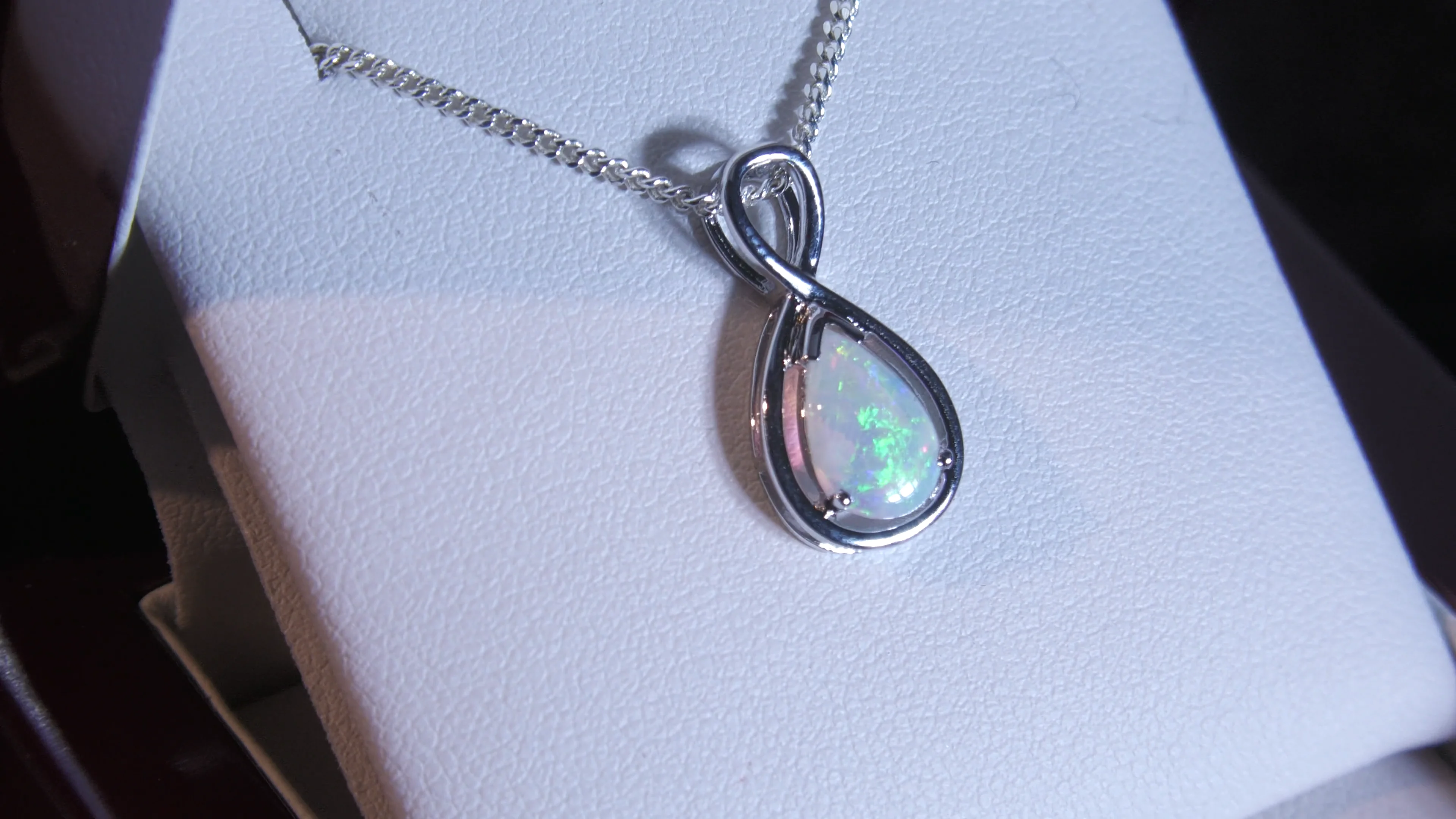 Pretty Sterling Silver Figure Eight Pendant, Solid 100% Natural Crystal ...