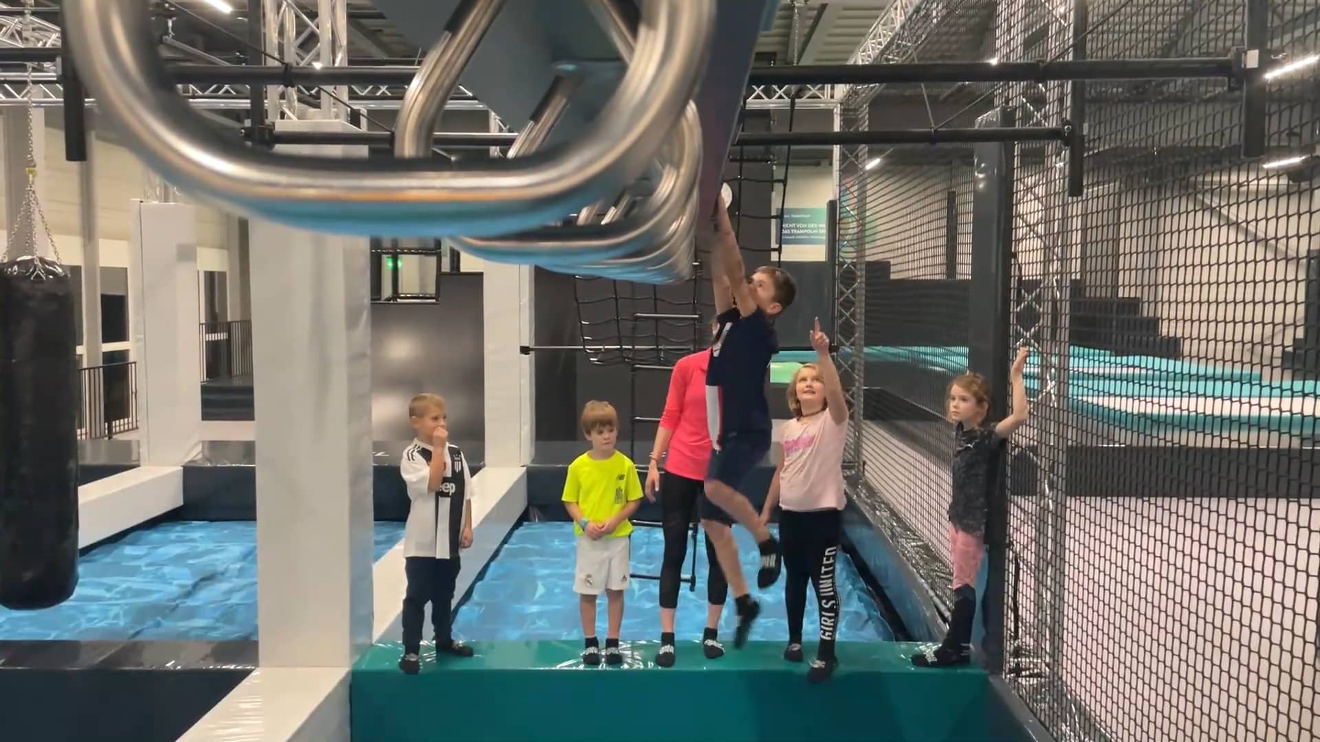 Ein Besuch im Ninja-Training on Vimeo