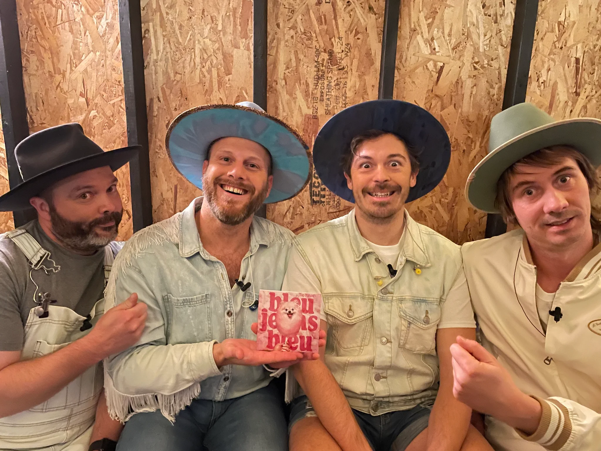 «TOP MINOU» le nouveau disque de Bleu Jeans Bleu avec le candide Claude ...