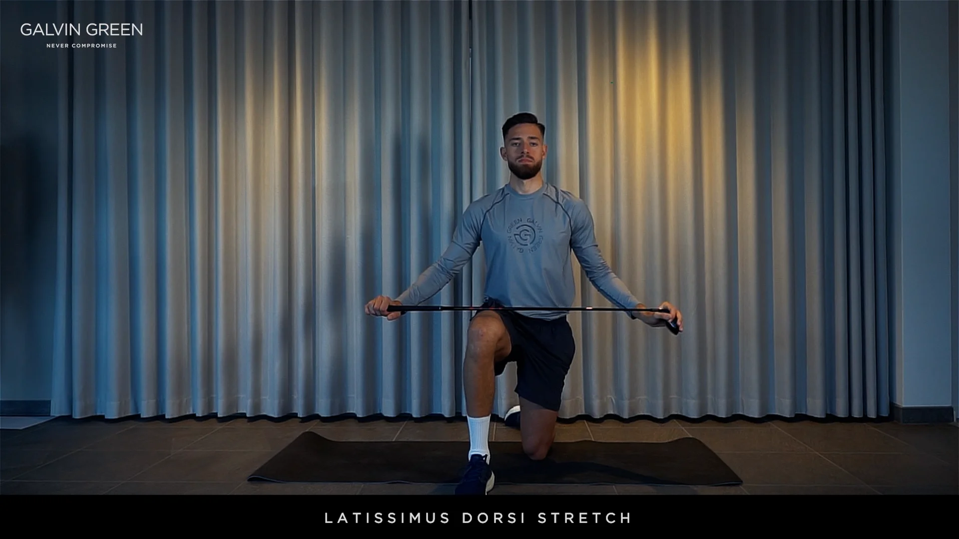 Stretches to Improve your Golf Swing: Latissimus Dorsi Stretch