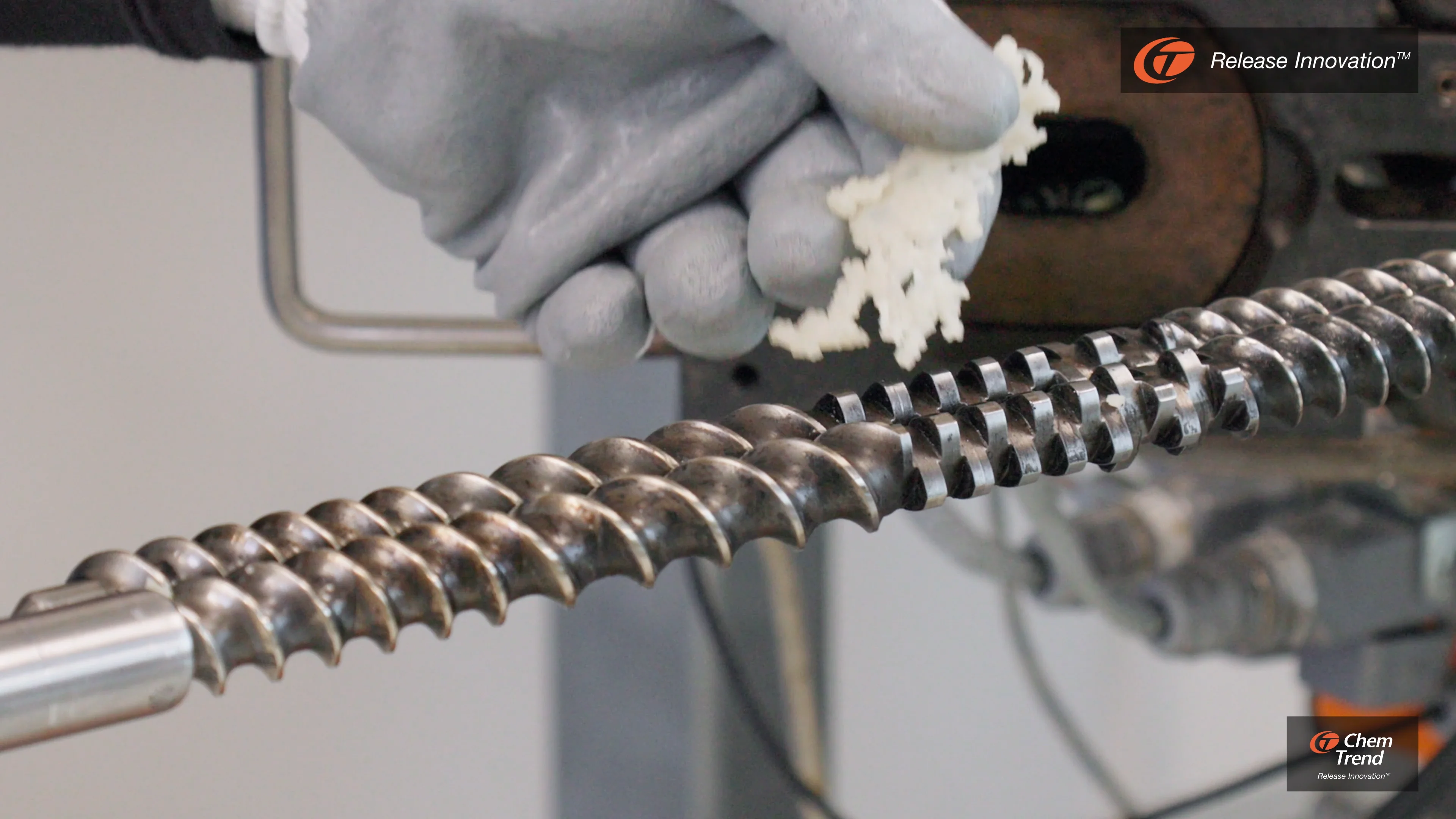 Chem-Trend_Screwpull_final_V1_4k_YouTube und Vimeo.mp4