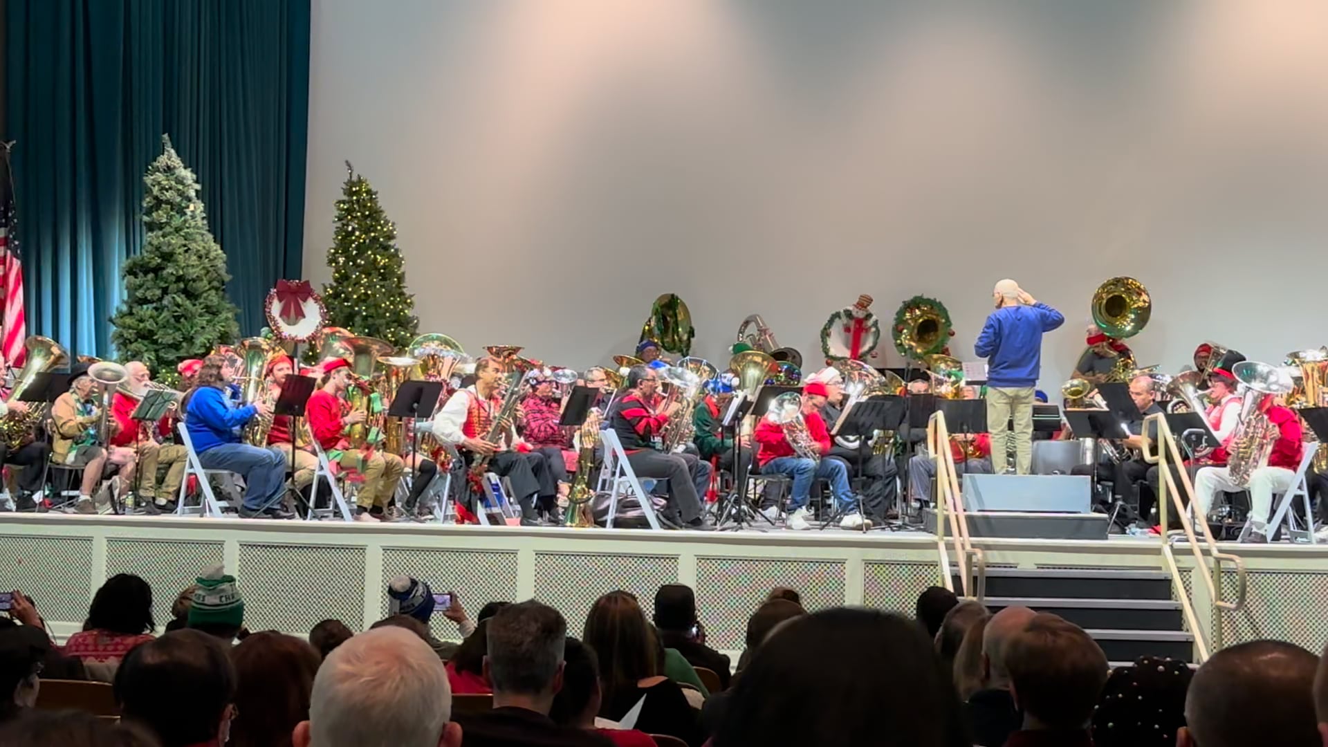 Tuba Christmas - Joy to the World on Vimeo