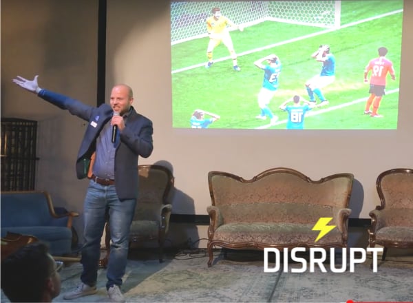 Emotionen & Wertschätzung | Philipp Blumer | DisruptHR Talks on Vimeo