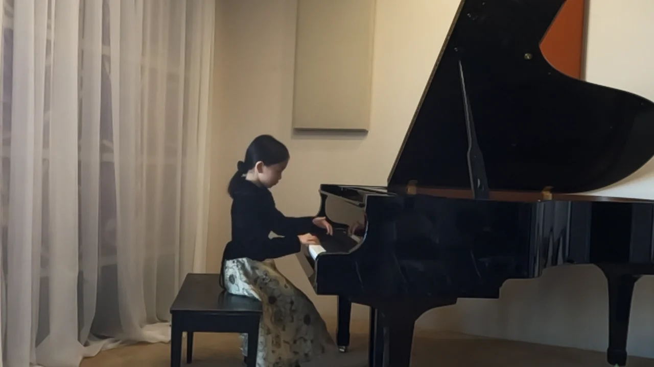 Miranda Liu | I Spy by Melody Bober on Vimeo