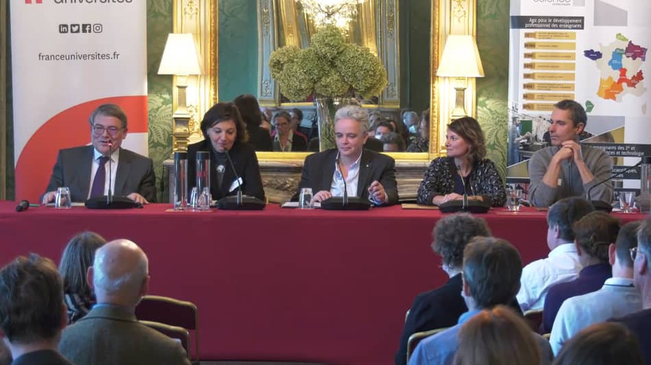 Colloque "Science et Société : le rôle de l'éducation" - Table ronde ...