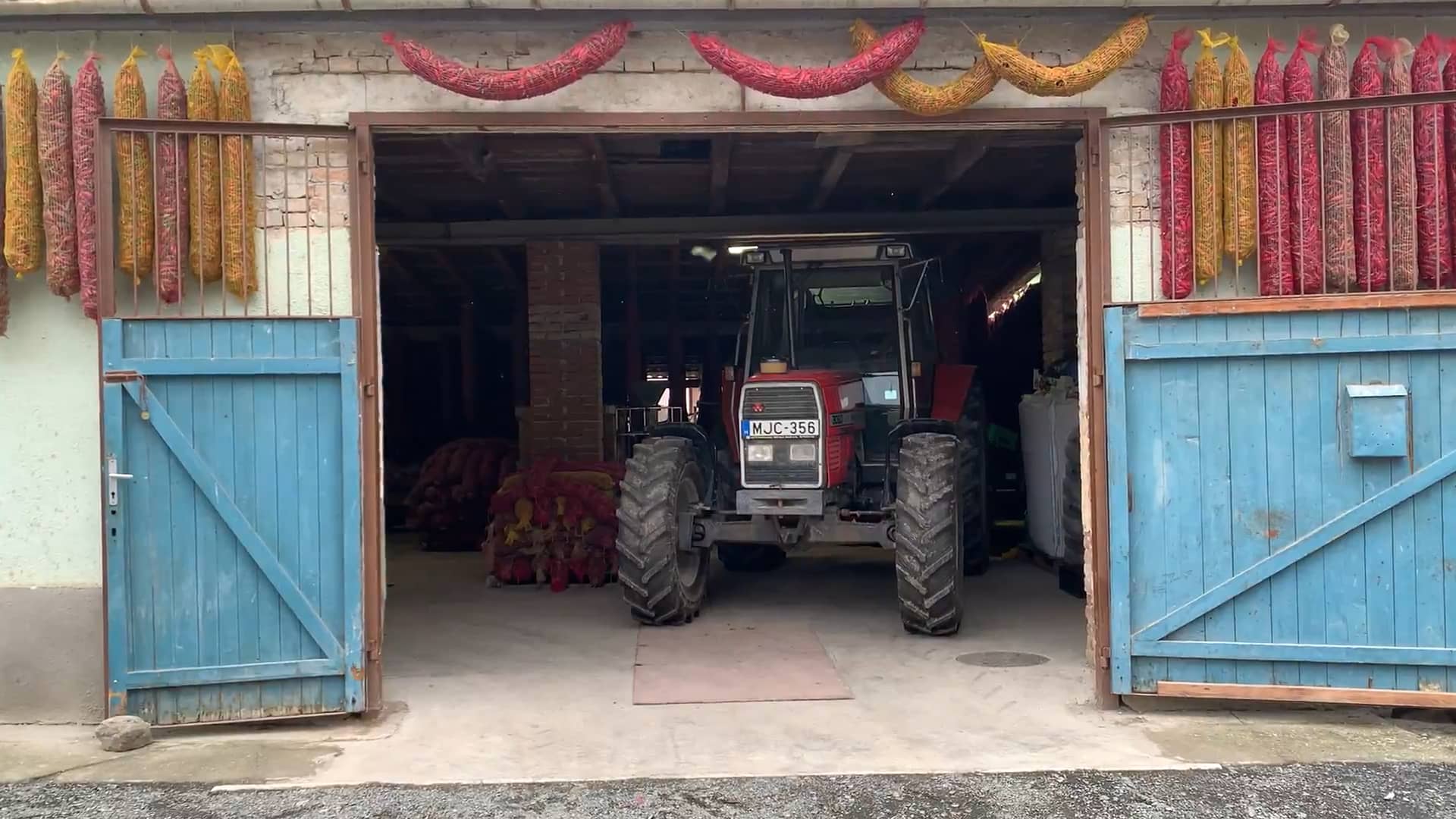 Hungary - Paprika Processing on Vimeo