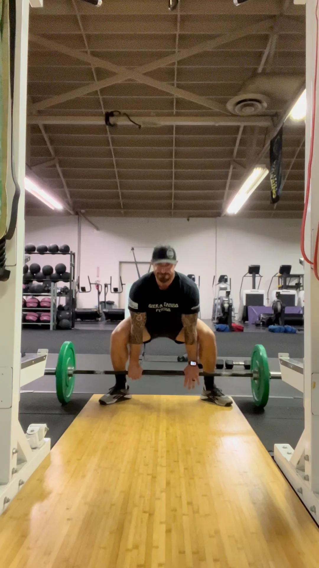 Sumo deadlift on Vimeo