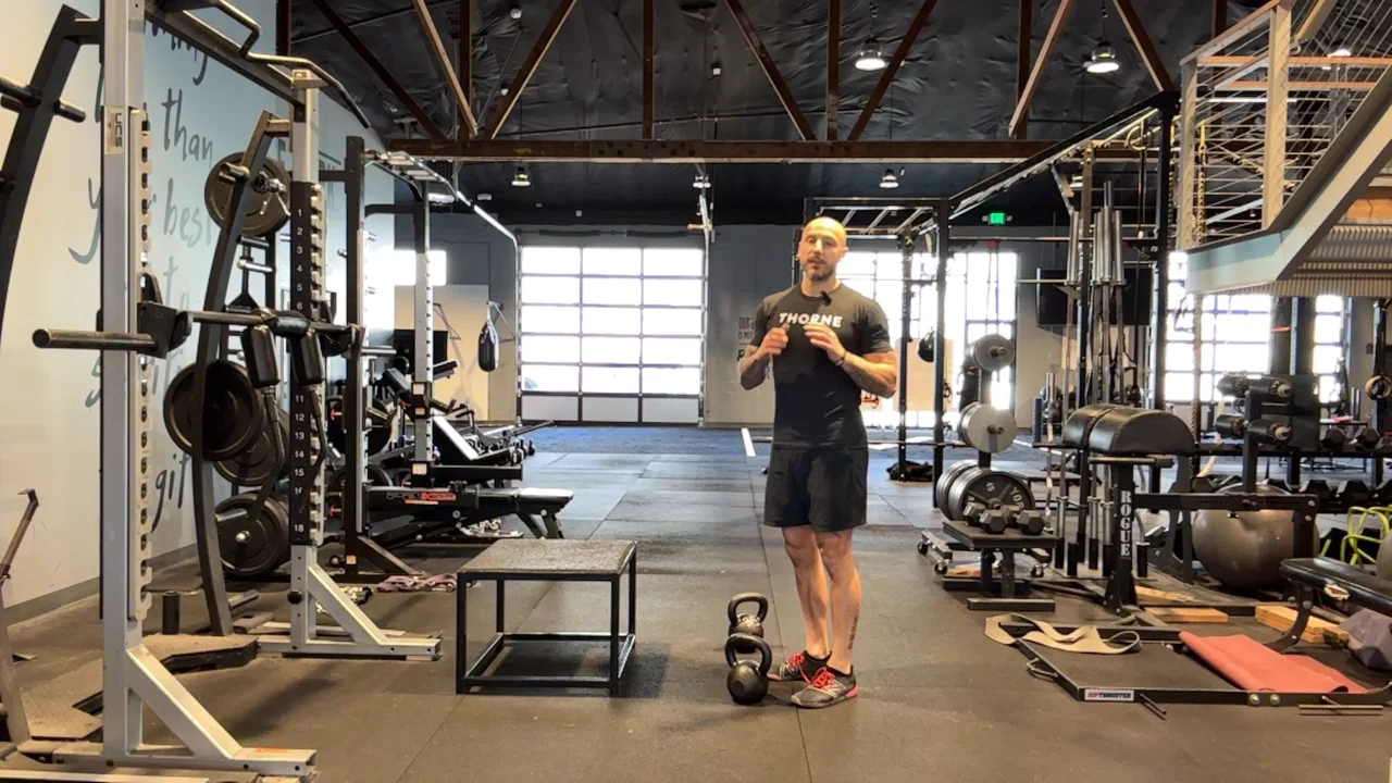 KB Sprinter Lunge to Step on Vimeo