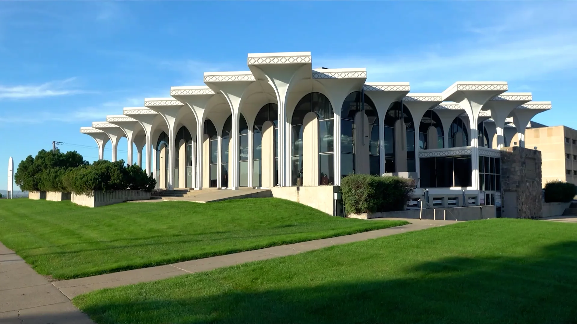 Better Homes and Gardens Real Estate Alliance Group Tour of Homes 12-25 ...