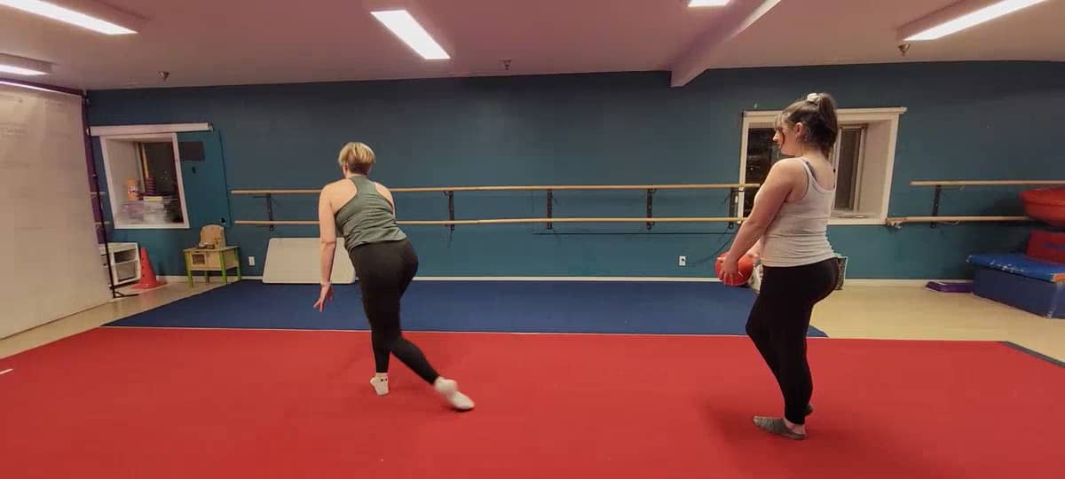 Dancing shoes (Ball or Free) on Vimeo