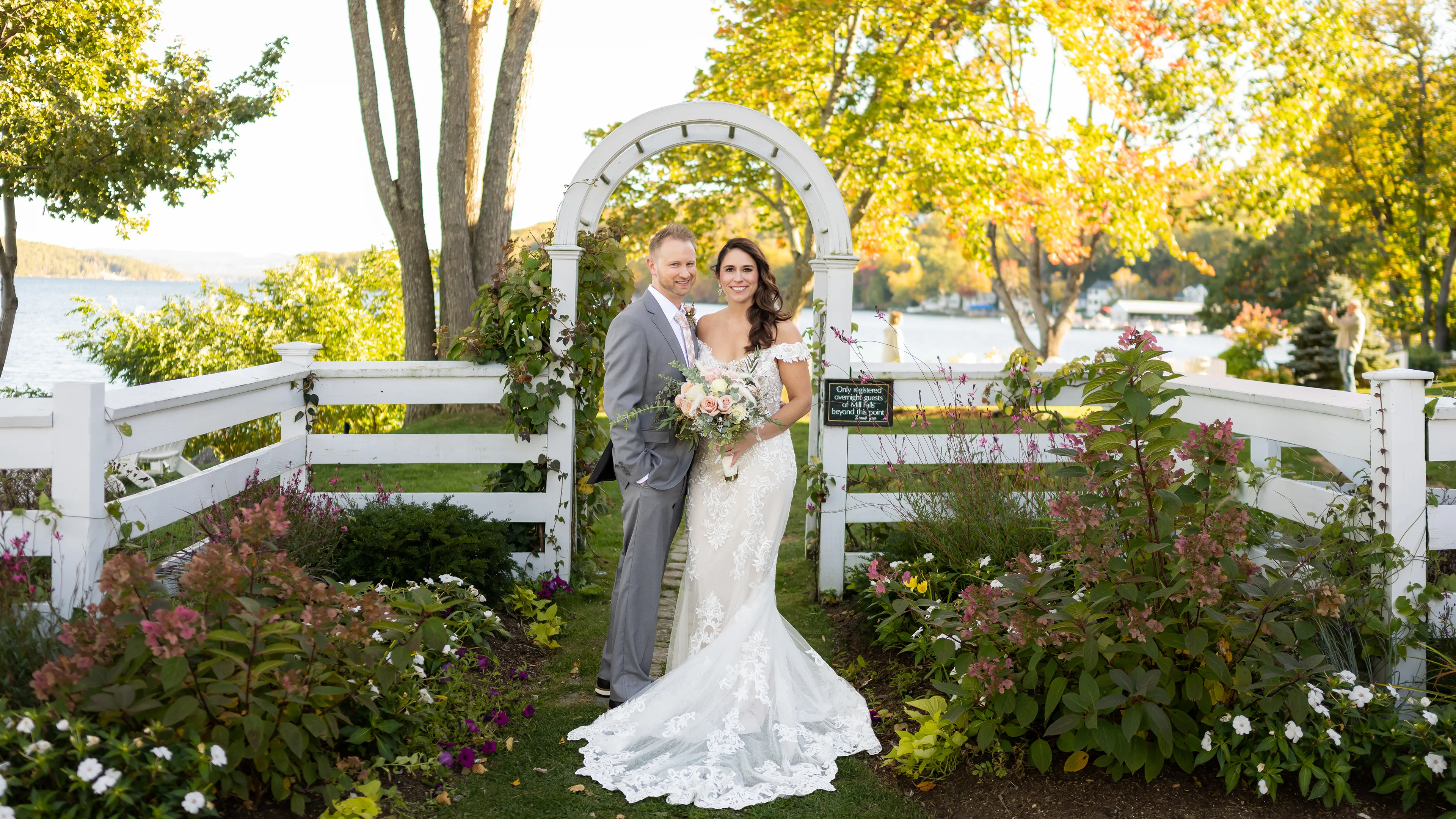 Michelle + Pete - Church Landing on Vimeo