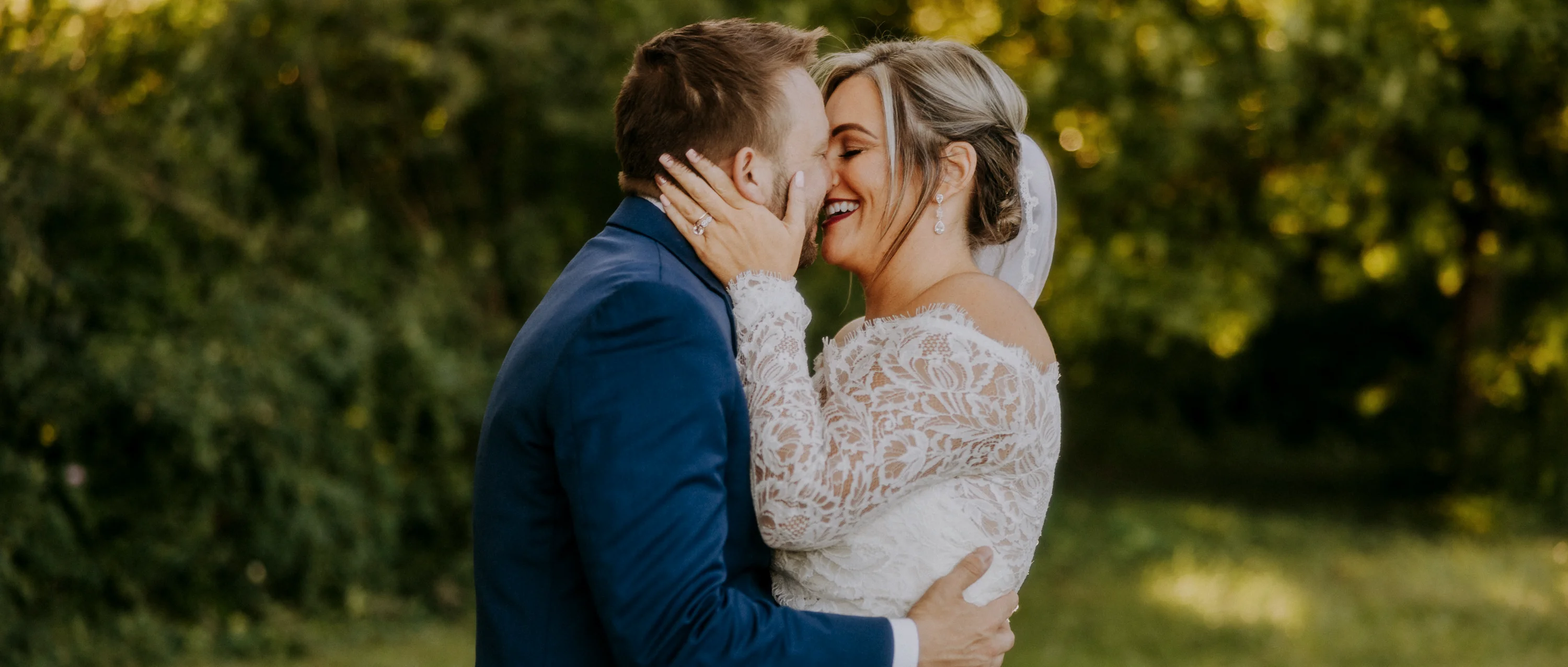 Rebecca + Max // Wedding Highlight Video // Andria's Steakhouse on Vimeo