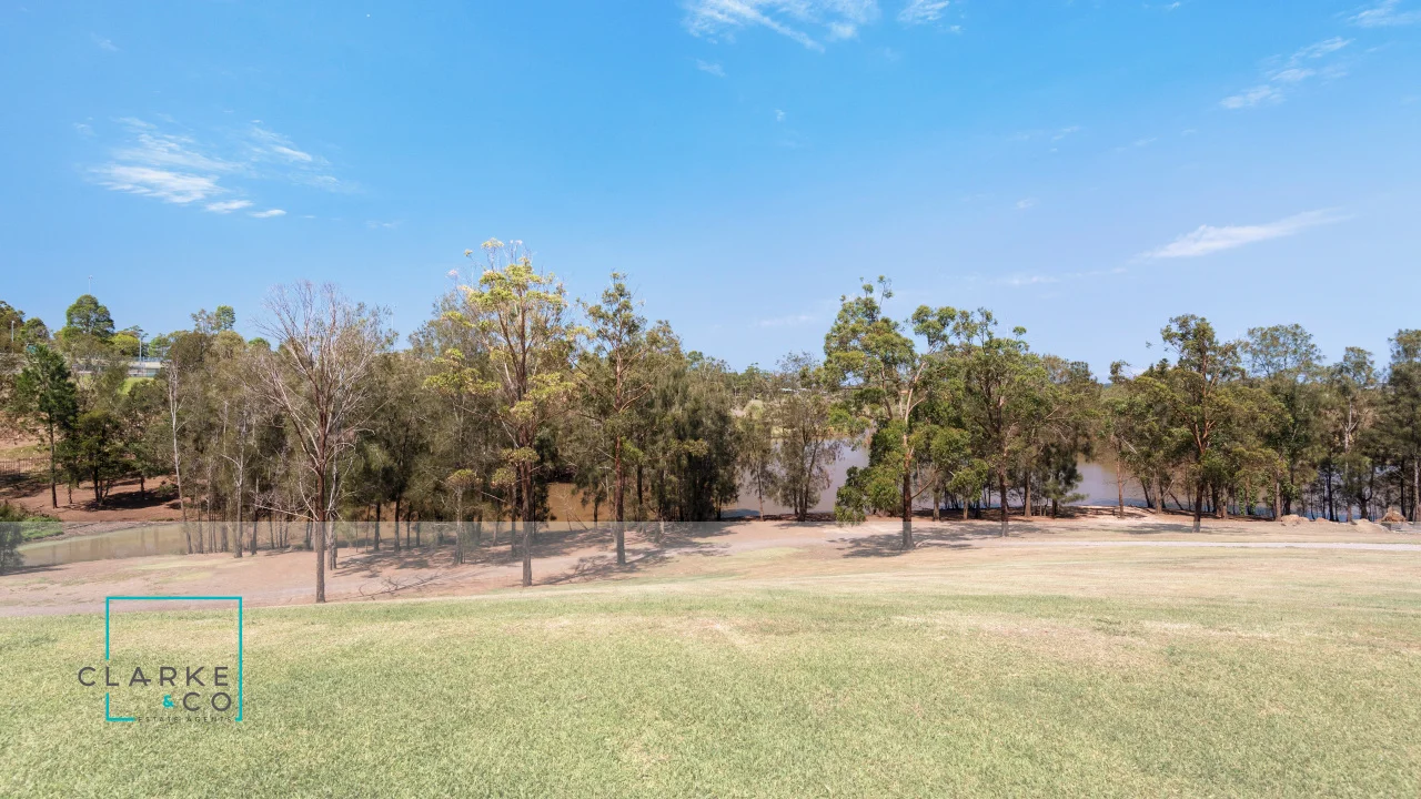 35 Pandanus Circuit,, Bolwarra on Vimeo