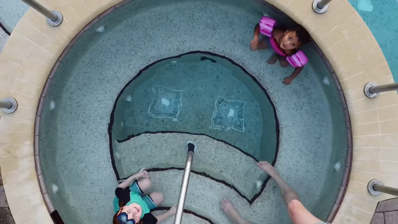 Jan 4 - hot tub on Vimeo