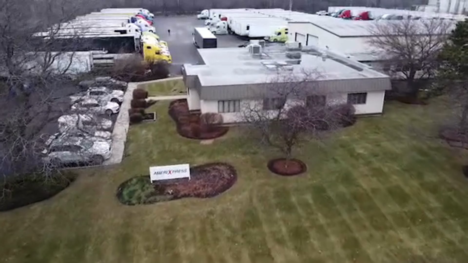 Amerixpress - Flatbed, Step Deck, Conestoga Trucking in Chicago ...