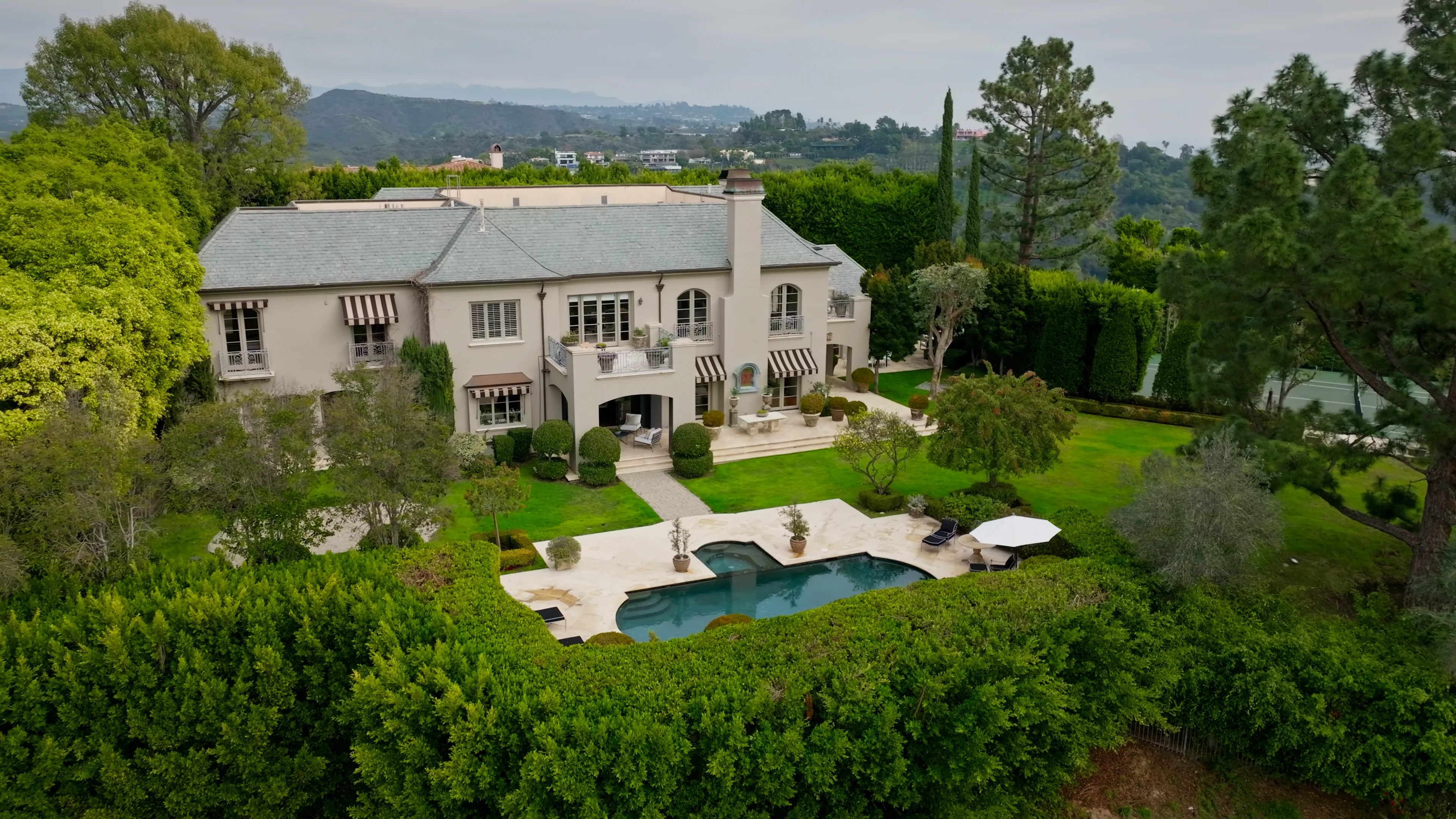 1211 Stradella Rd Social Media