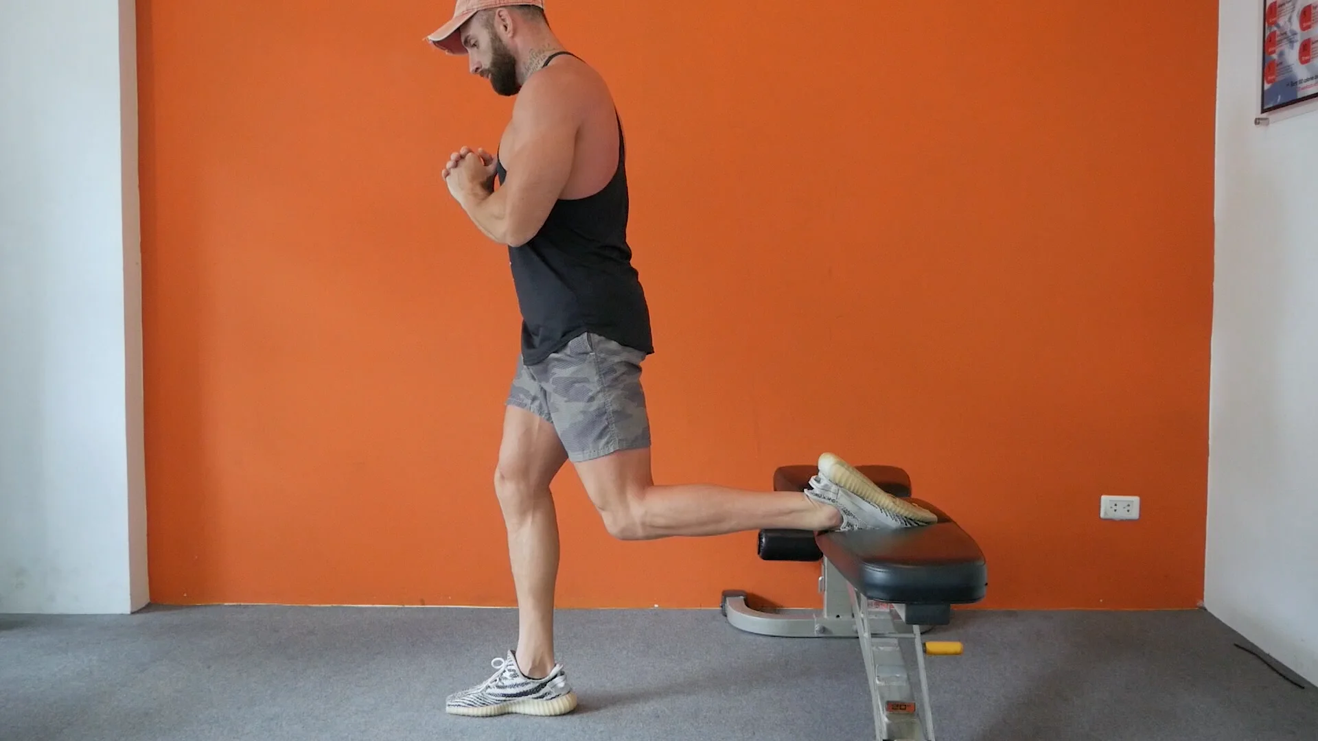 Explosive Bulgarian Split Jumps VO on Vimeo