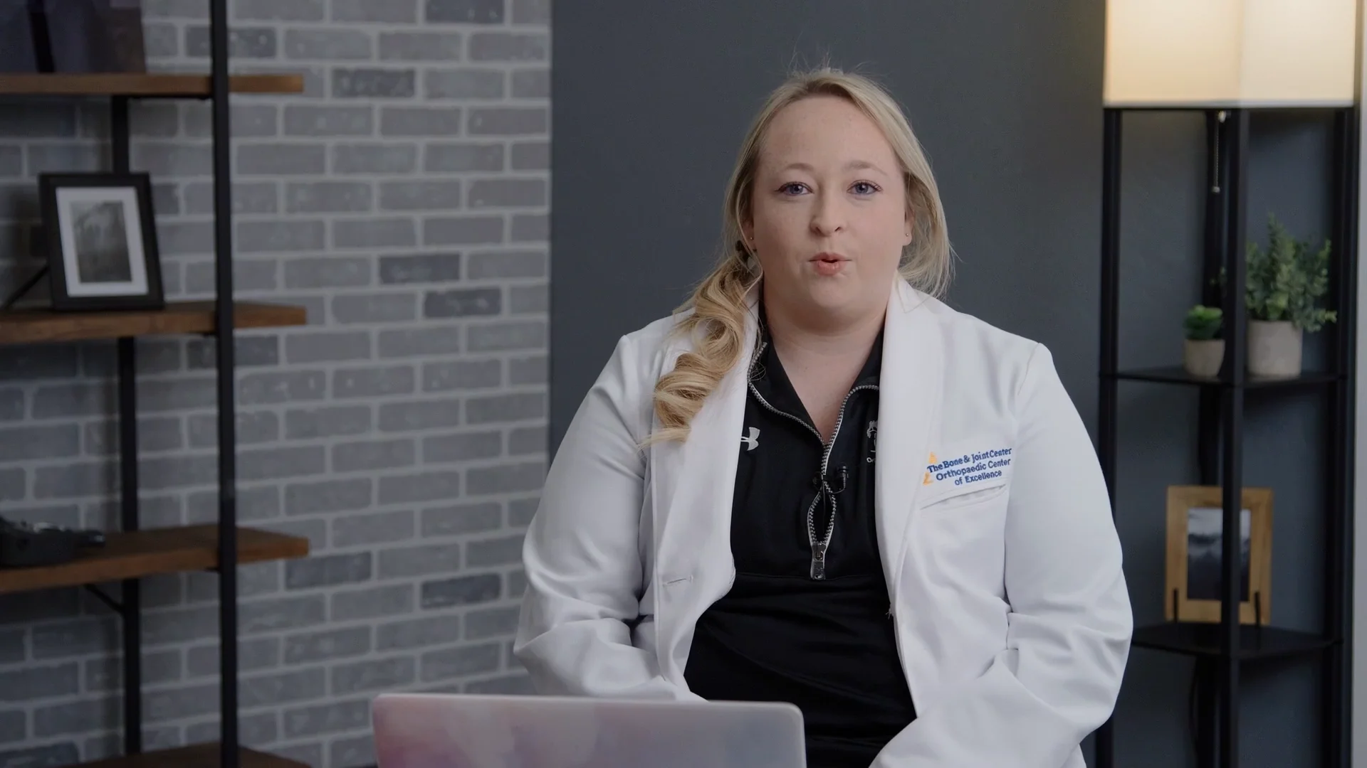 The Bone & Joint Center Total Knee Replacement Education