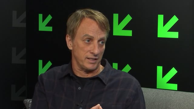 Tony Hawk | Speaker Agency, Speaking Fee, Videos | SPEAKING.com Keynote ...