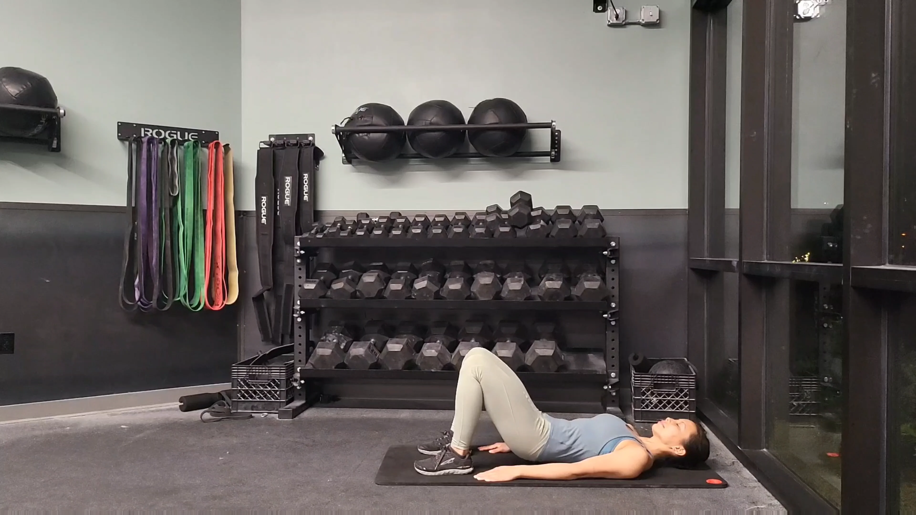 Bridge (Glute + Hamstring Bias) on Vimeo
