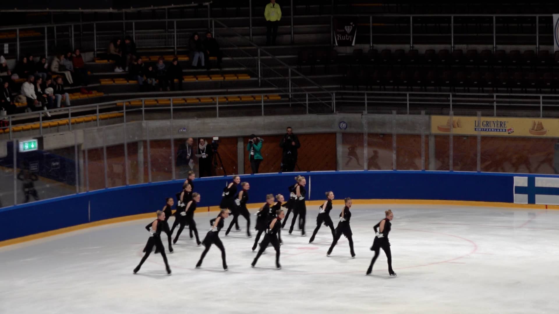 Adv. Novice Free Skating - Team Cool Dreams Novice on Vimeo