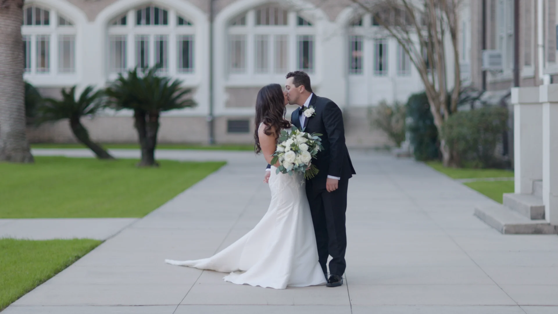 Austin + Chelsea's Wedding Teaser.mp4 on Vimeo