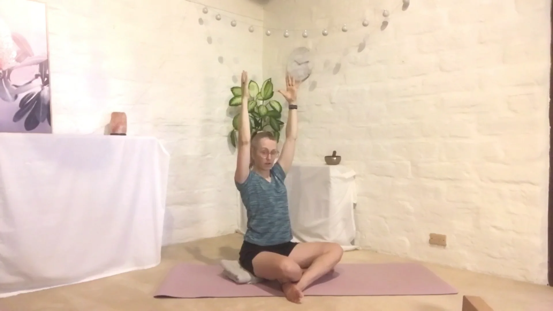 Familiar poses for calm and quality. on Vimeo