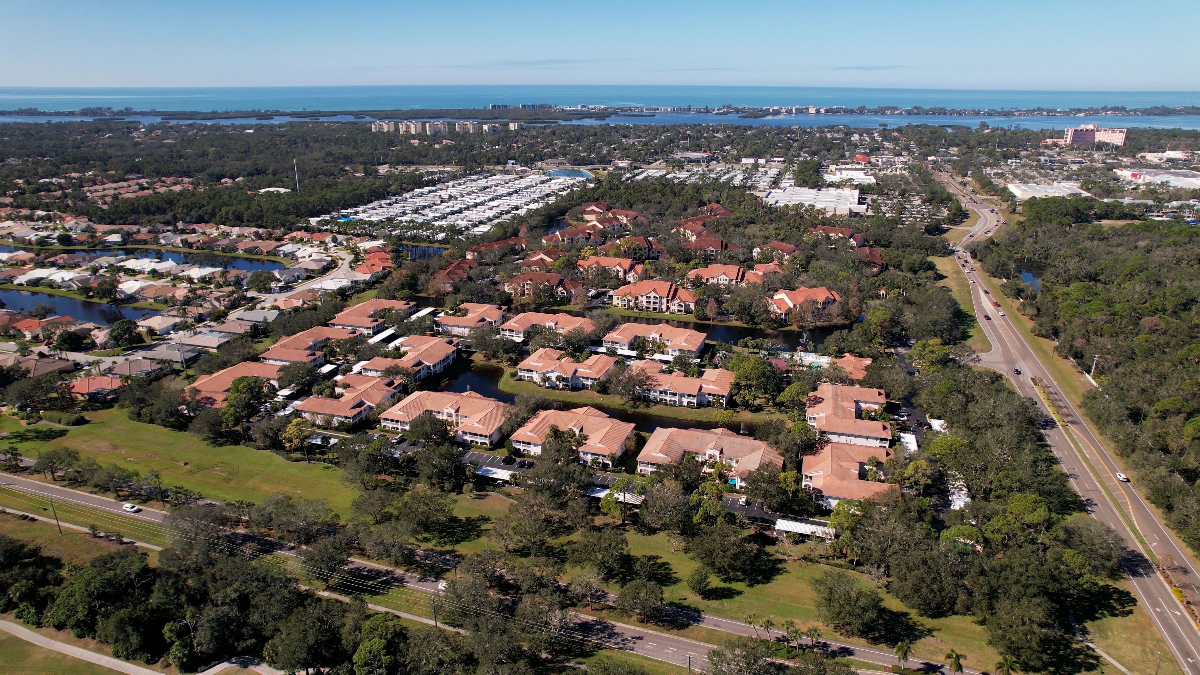 FLY OVER PDF & BV UNCUTTED on Vimeo